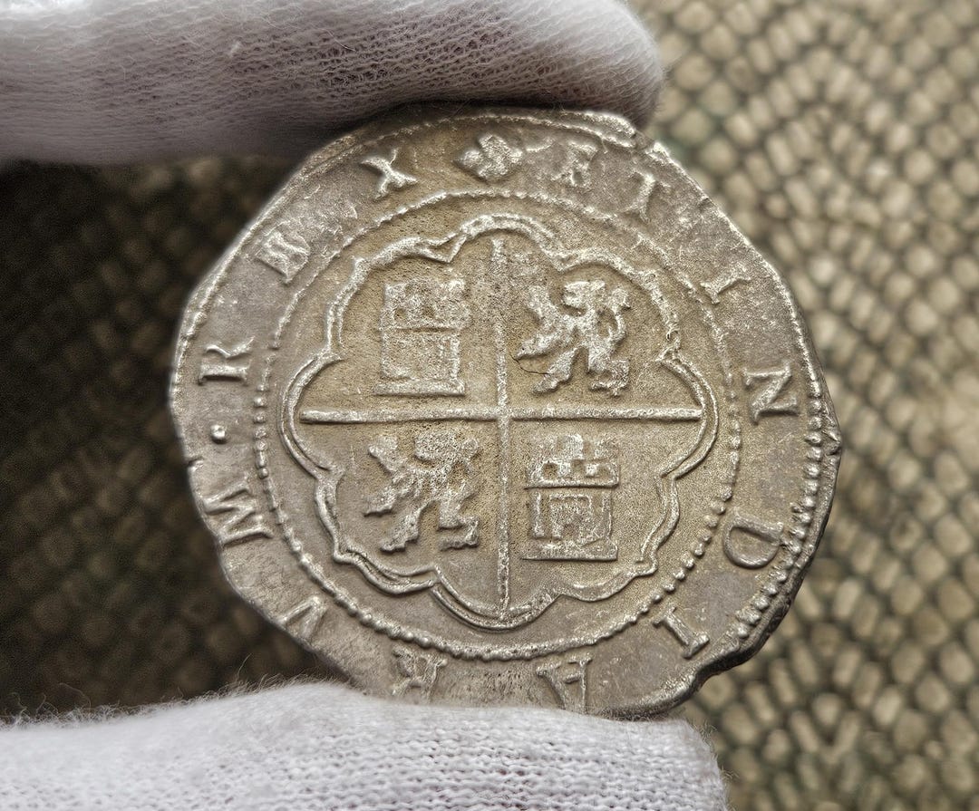 Collectible Coin 8 Reales Macuqina Philippus V Tesoro Pirata Spanish ...