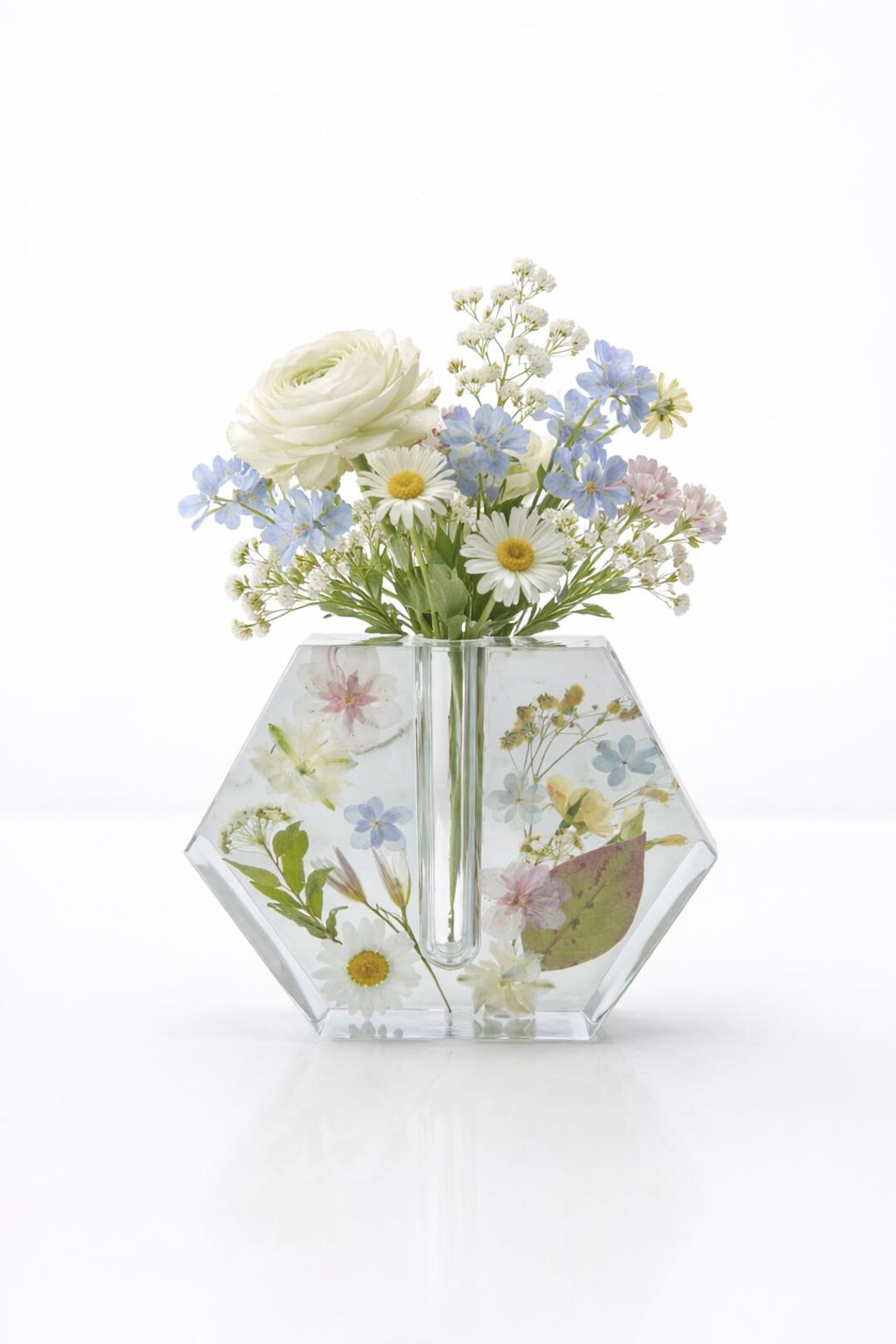 Epoxy Resin Vase With Real Dried Flowers, Unique Resin Handmade Piece ...