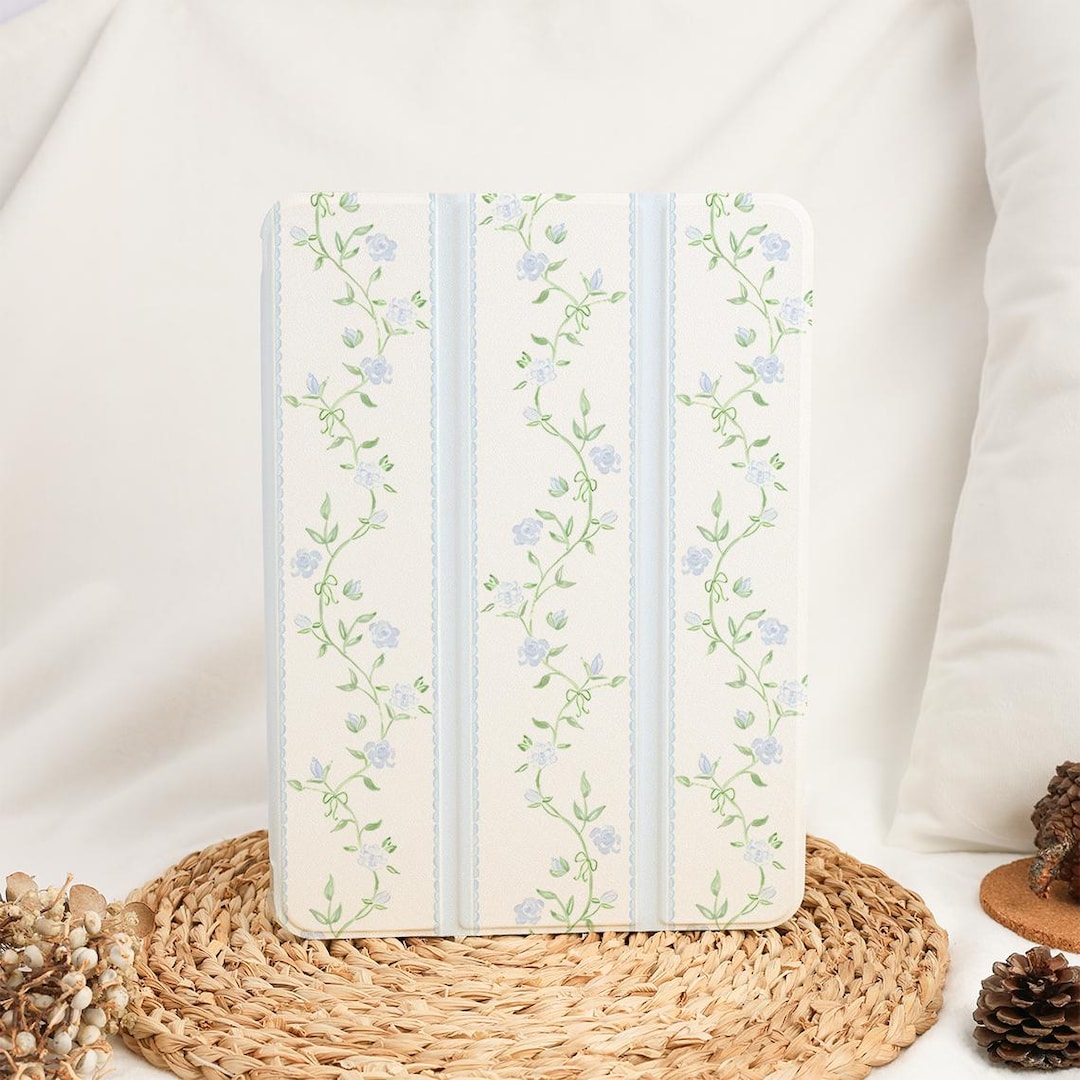 Elegant Blue Flowers iPad Case With Pencil Holder Cover for 2025 Air 7 ...