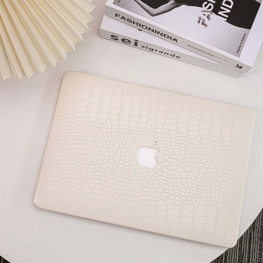 White Crocodile Print MacBook Hard Case Elegant MacBook Cover - Etsy