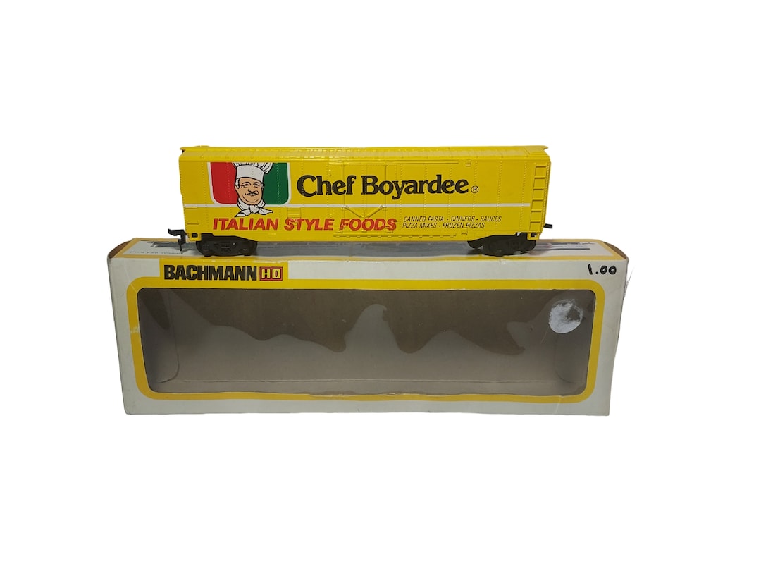 BACHMANN HO Scale Chef Boyardee 51' Steel Box Car #1081 - Box Has Wear - Hong Kong - Etsy