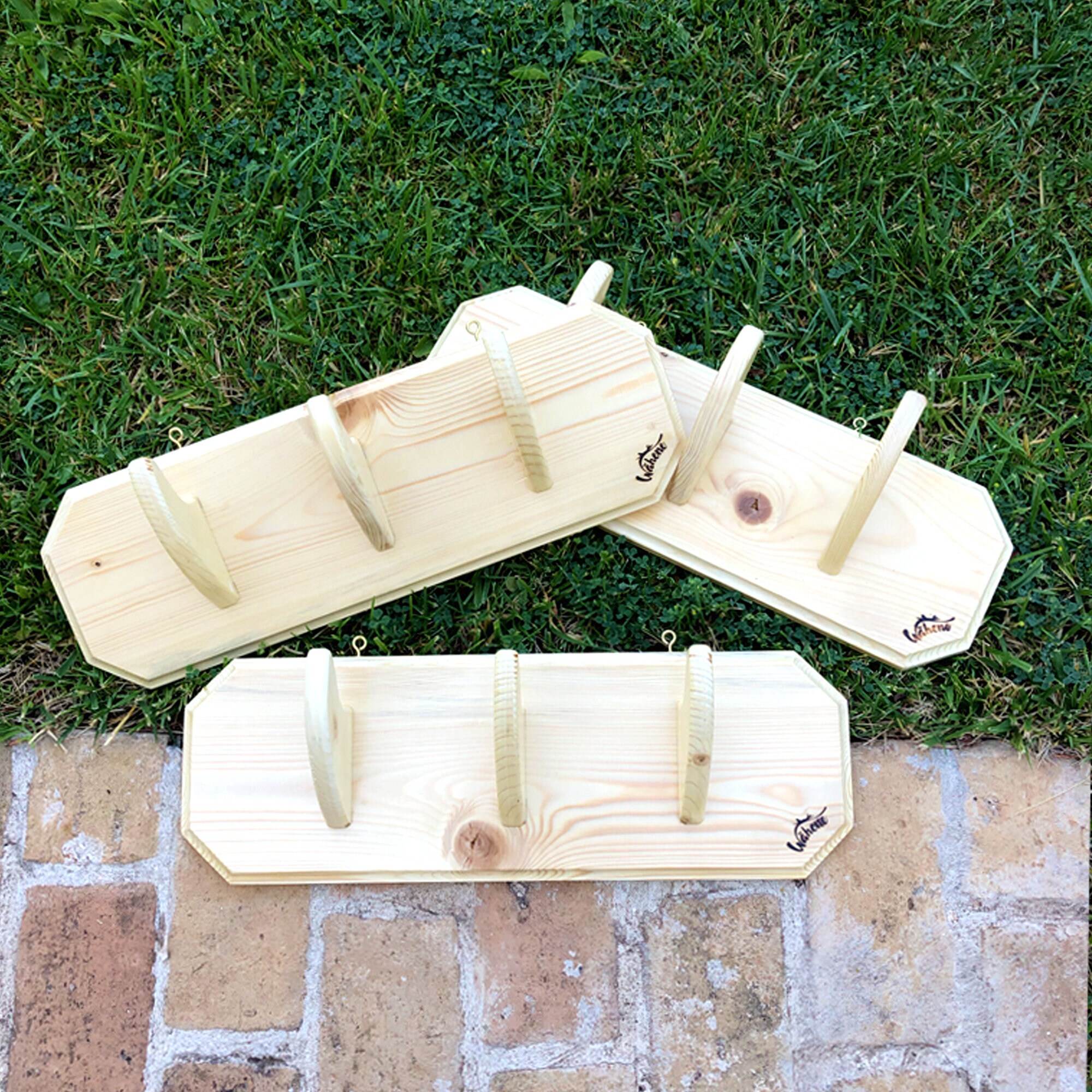 The 3 Fin Hanger - Etsy