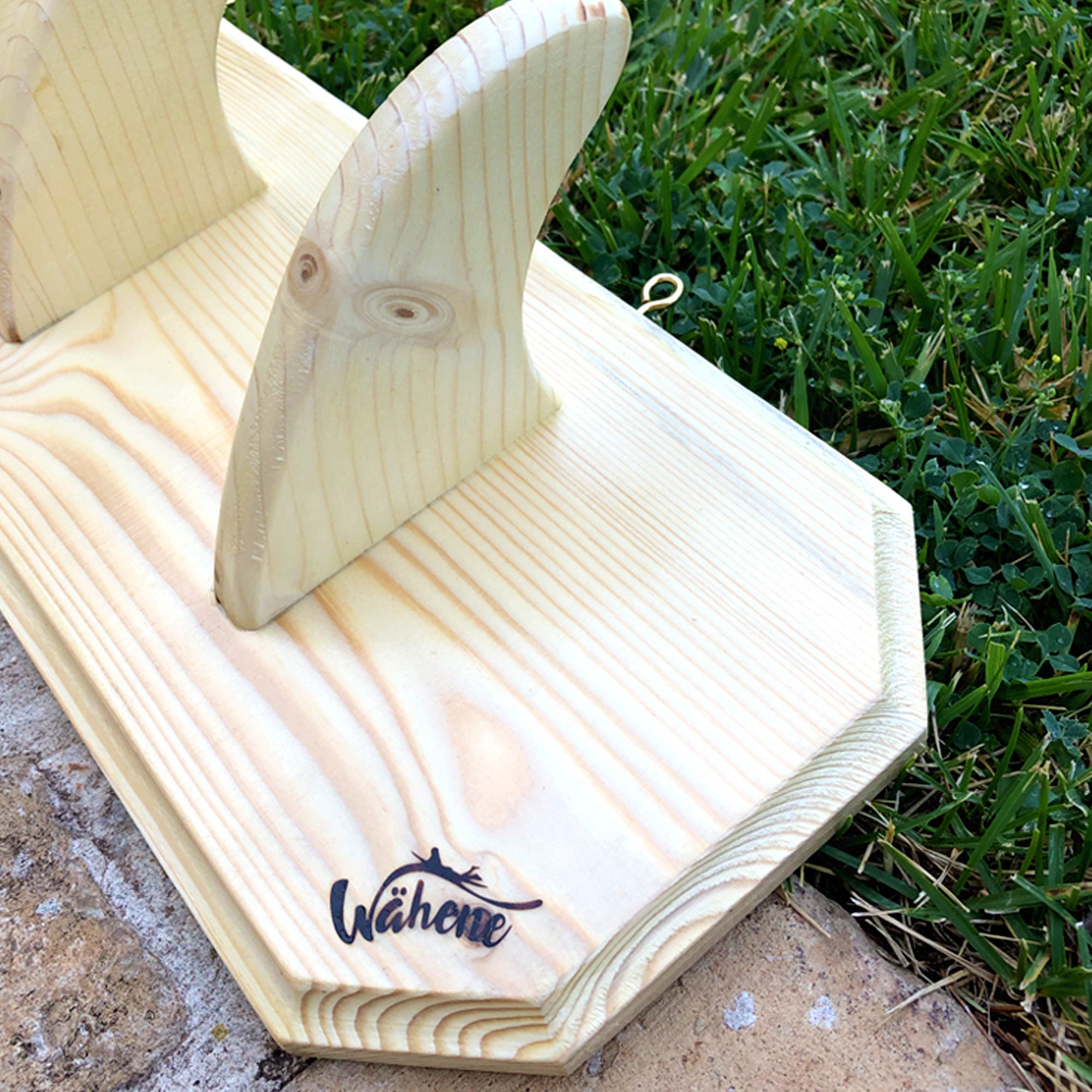 The 3 Fin Hanger - Etsy