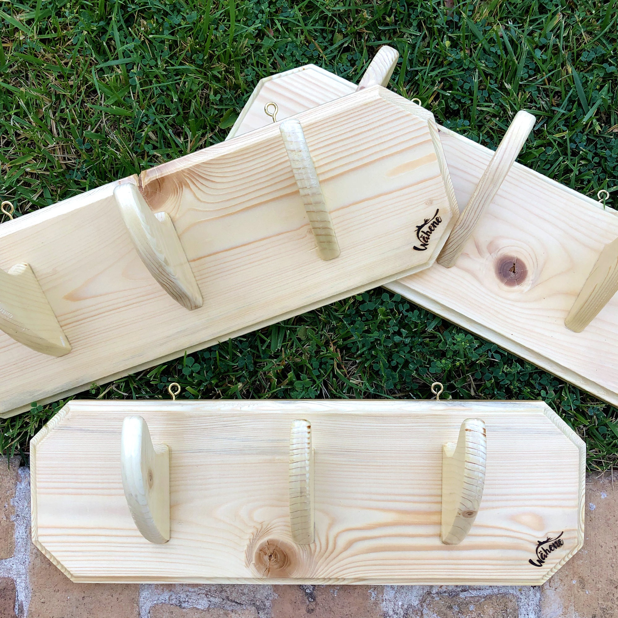 The 3 Fin Hanger - Etsy