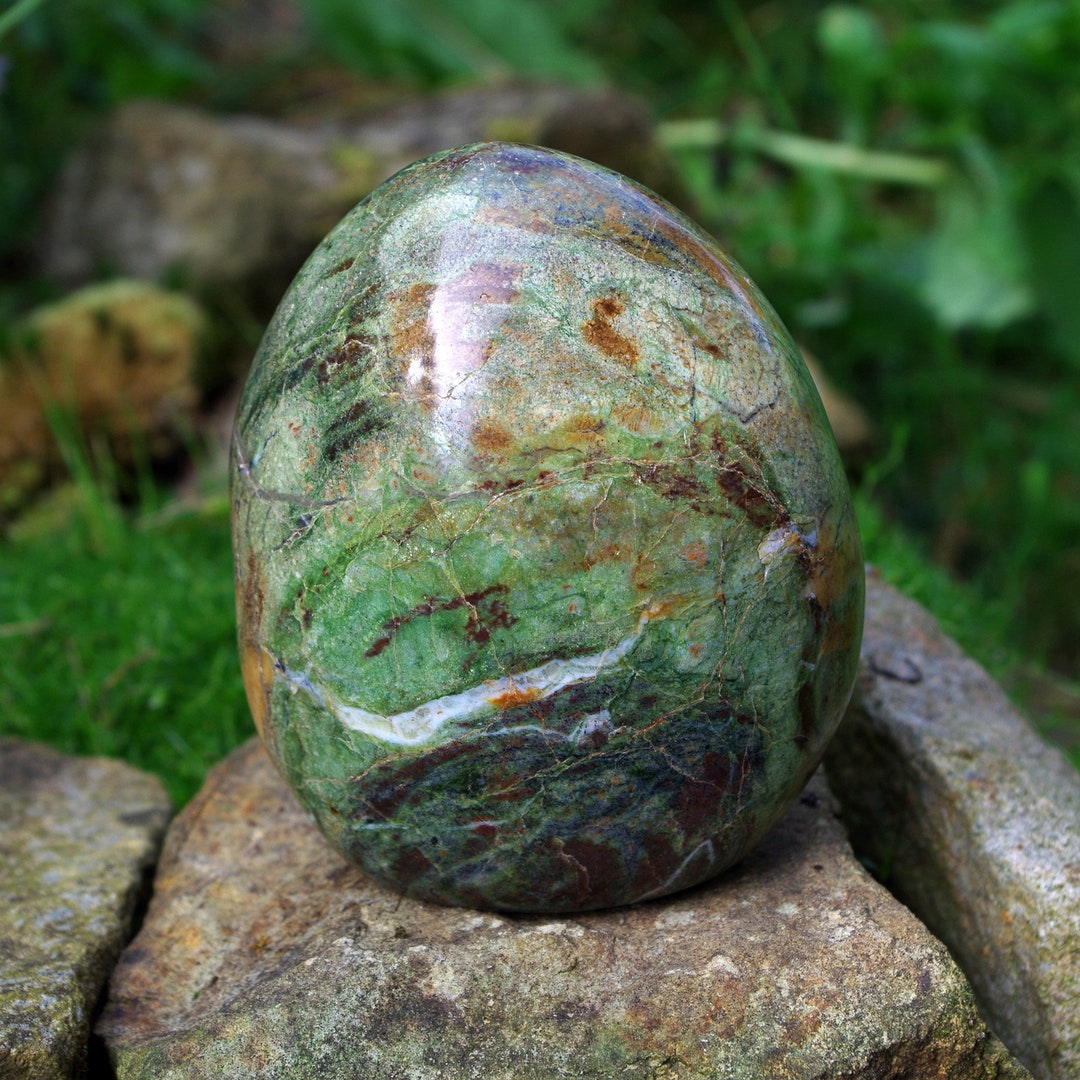 Madagascar Chrysoprase Freeform Polish, Self-standing, 682 Grams - Etsy