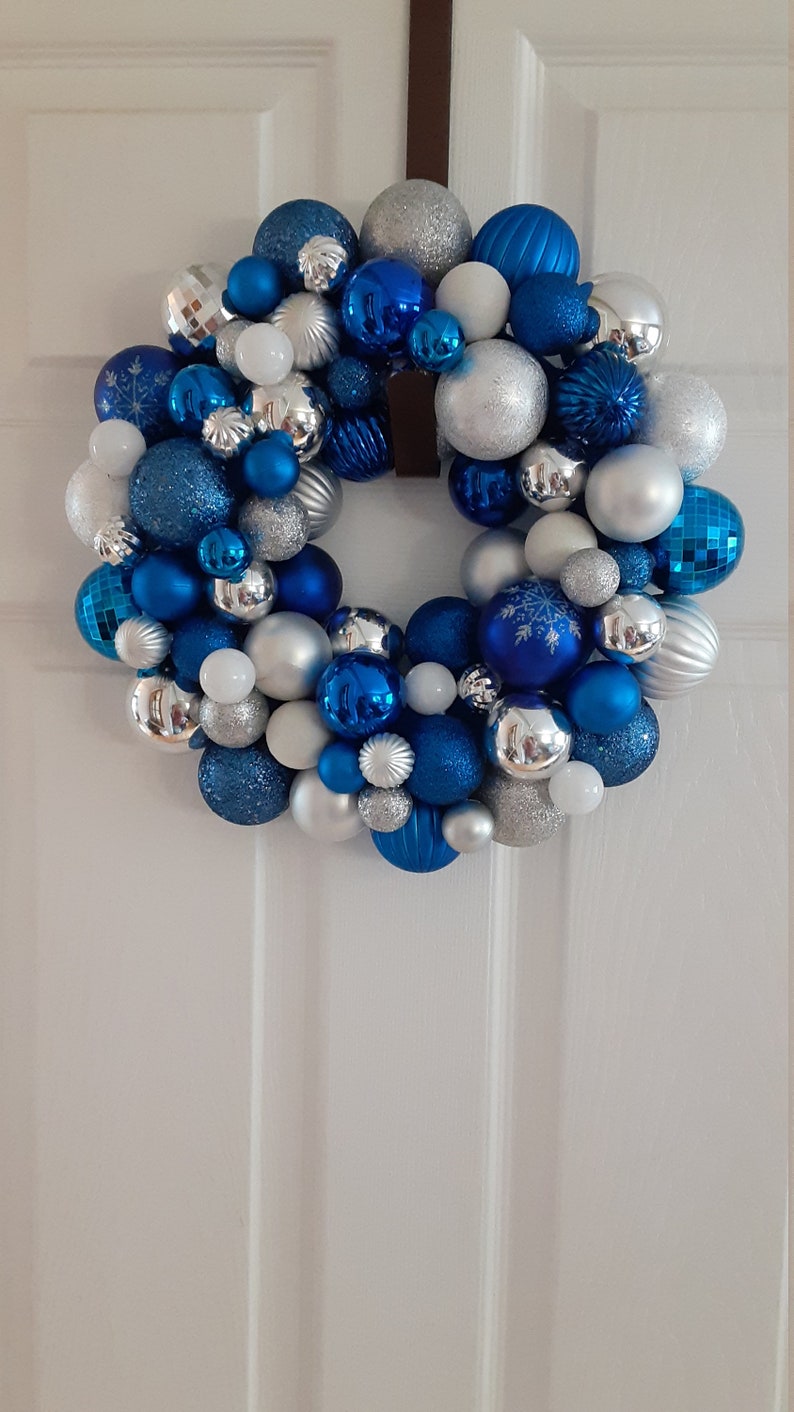 15 Christmas Ball Wreath by Shopreneescreations - Etsy