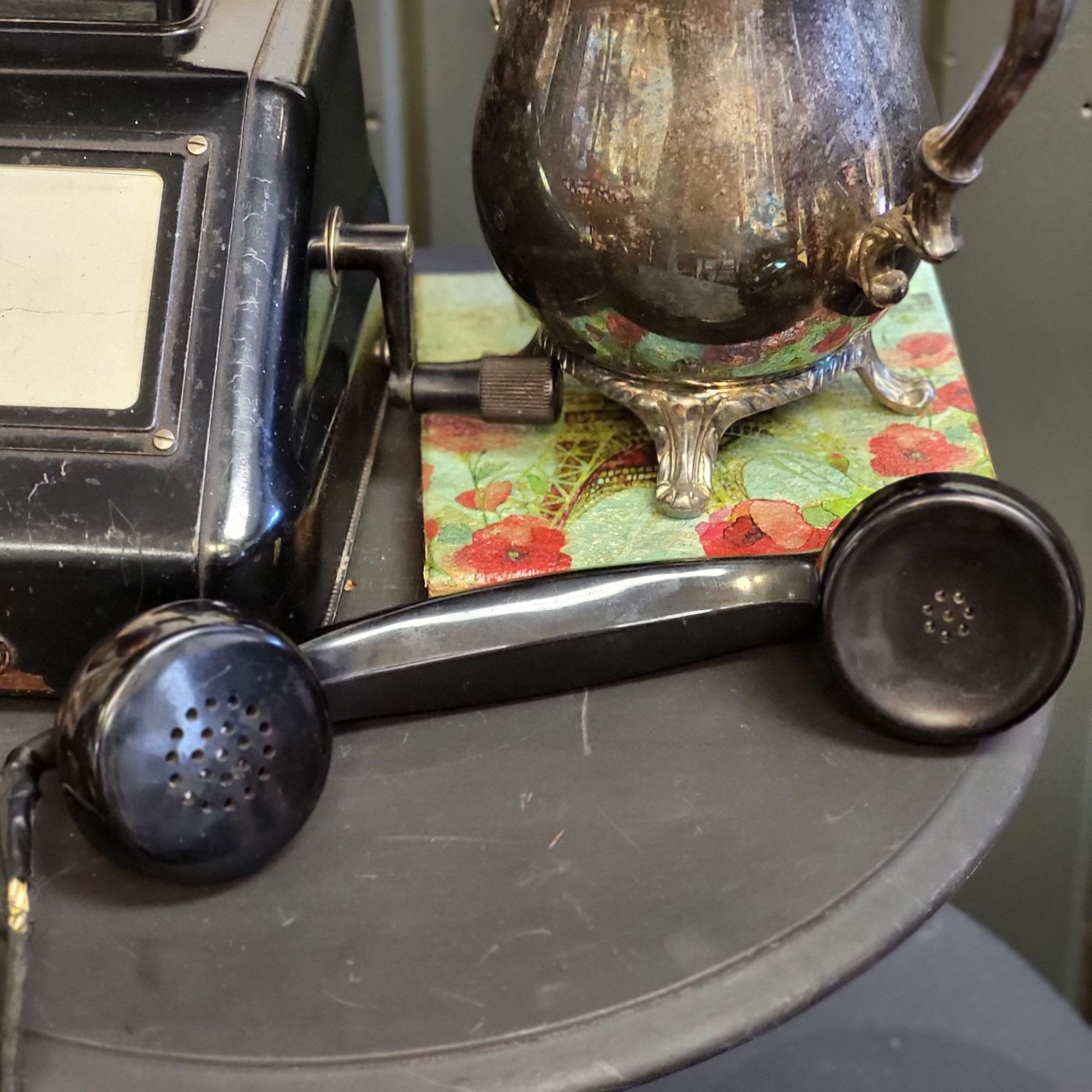 Vintage Deco-german Crank Desk Phone Hagenuk Kiel Cradle - Etsy