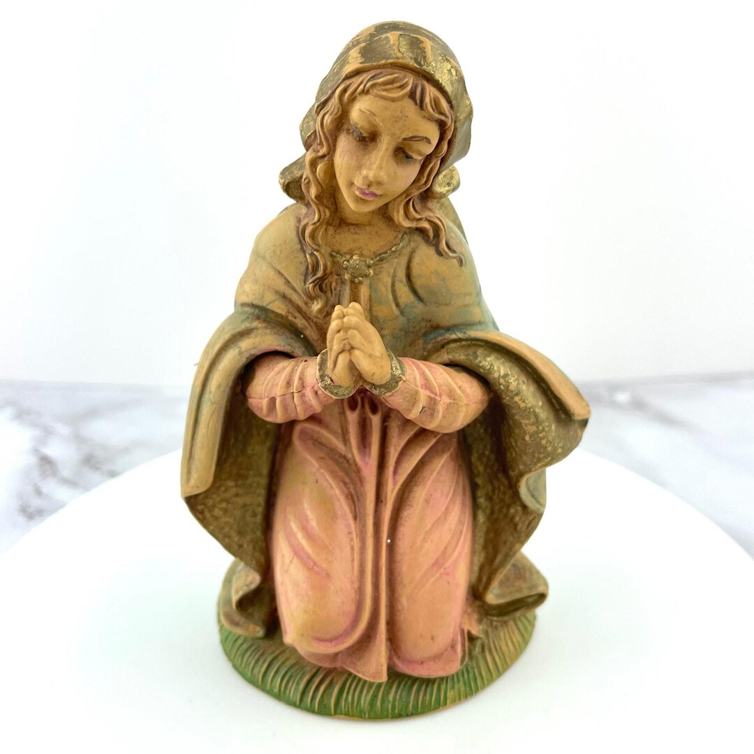 Fontanini Mary Praying Figurine by Roman Inc. Fontanini Heirloom ...