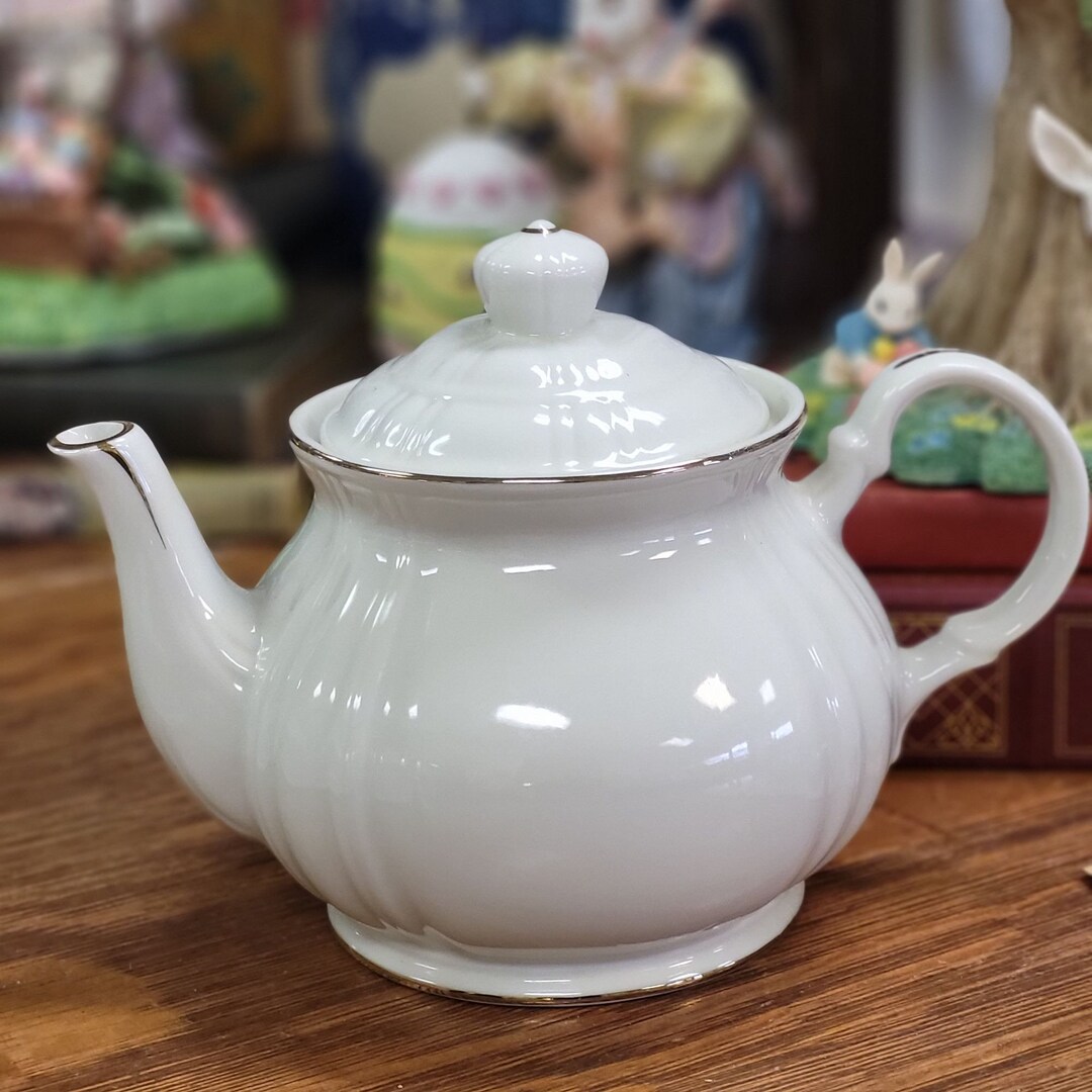 Regal Manor Fine China Teapot by Robinson Design Group, Made in Japan ...