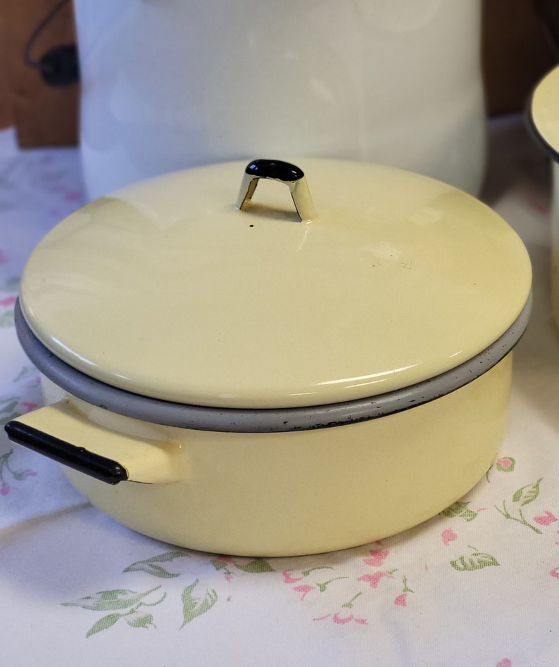Vintage Enamel Yellow Pot Yellow Enamelware Cookware Lined - Etsy
