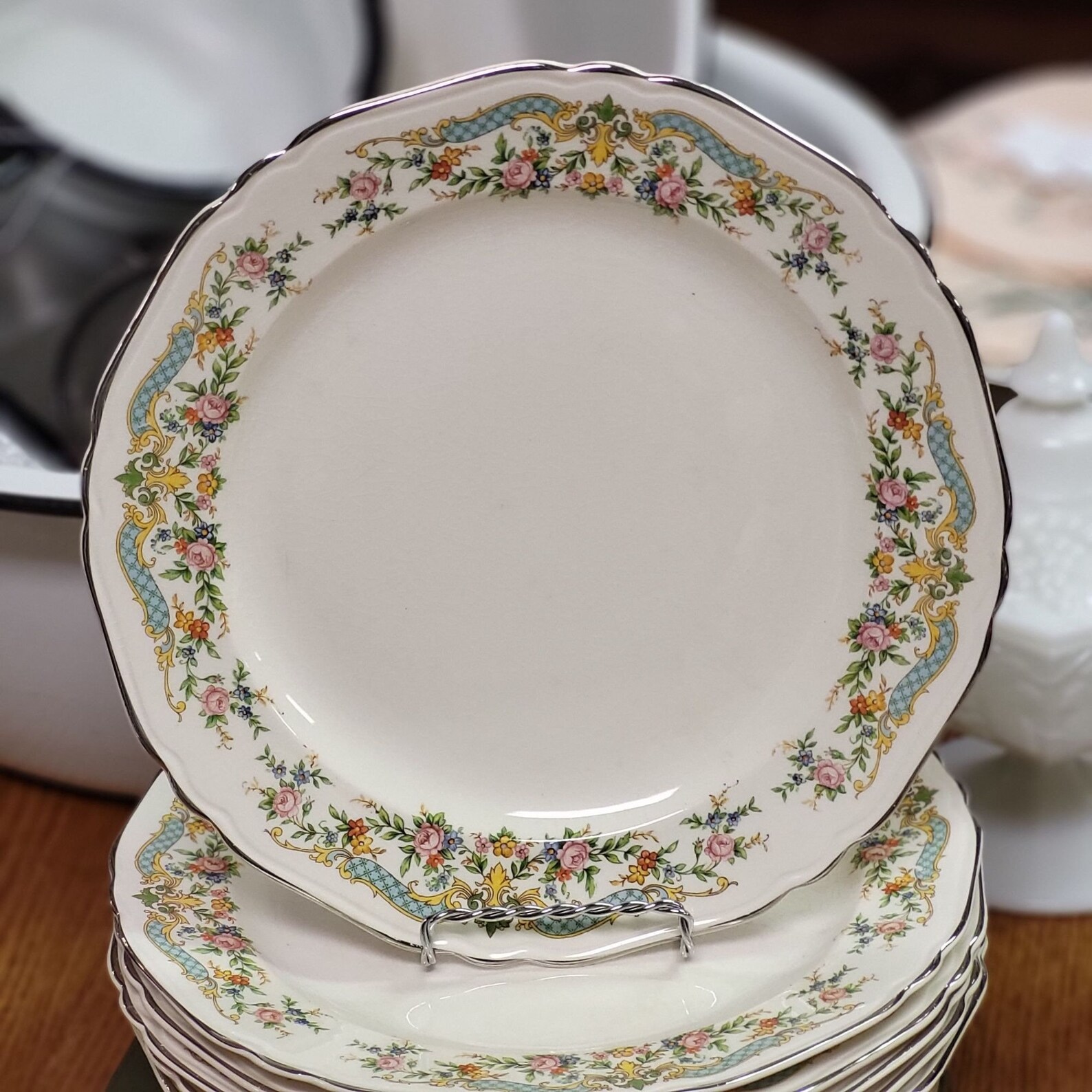 Vintage Crown Ivory Dinner Plates Fine China - Etsy