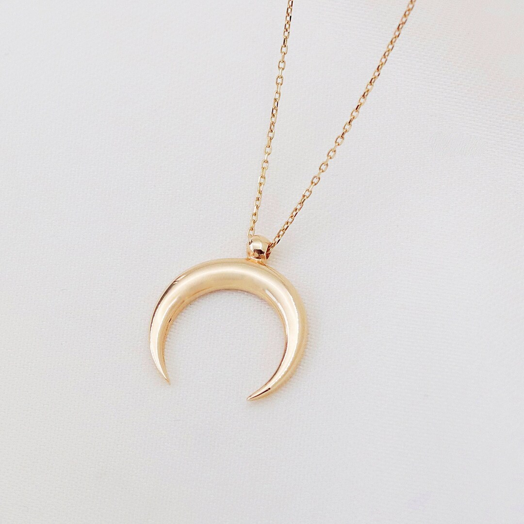 Delicate 14k Gold Crescent Moon Necklace - Minimalist Celestial Jewelry ...