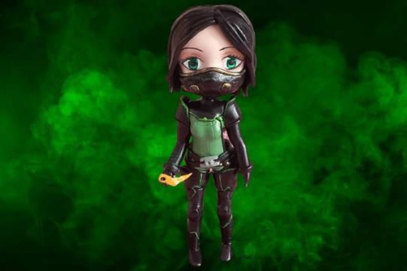 Valorant Viper Chibi Figure | Etsy