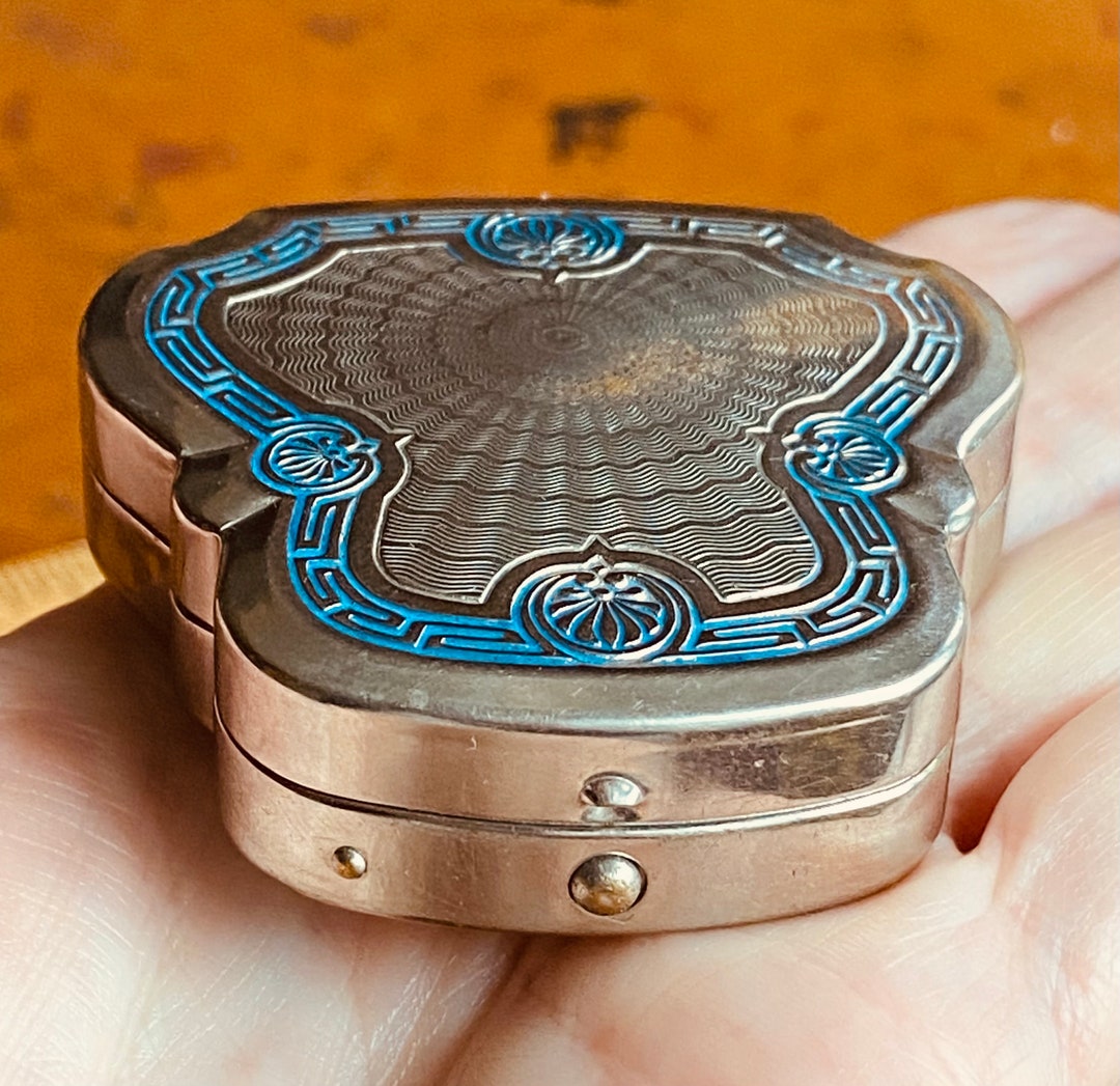 Vintage Makeup Compact - Etsy