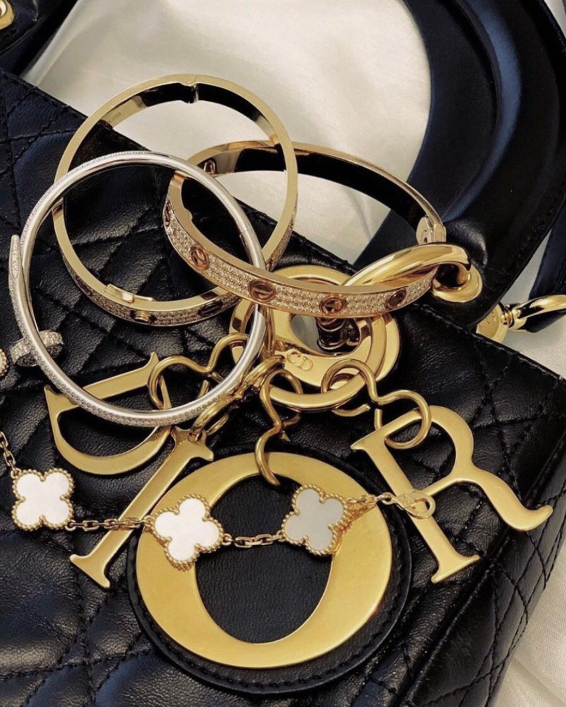 Gold Aesthetic Collage Kit, Gold Boujee Aesthetic, Aesthetic Collage ...