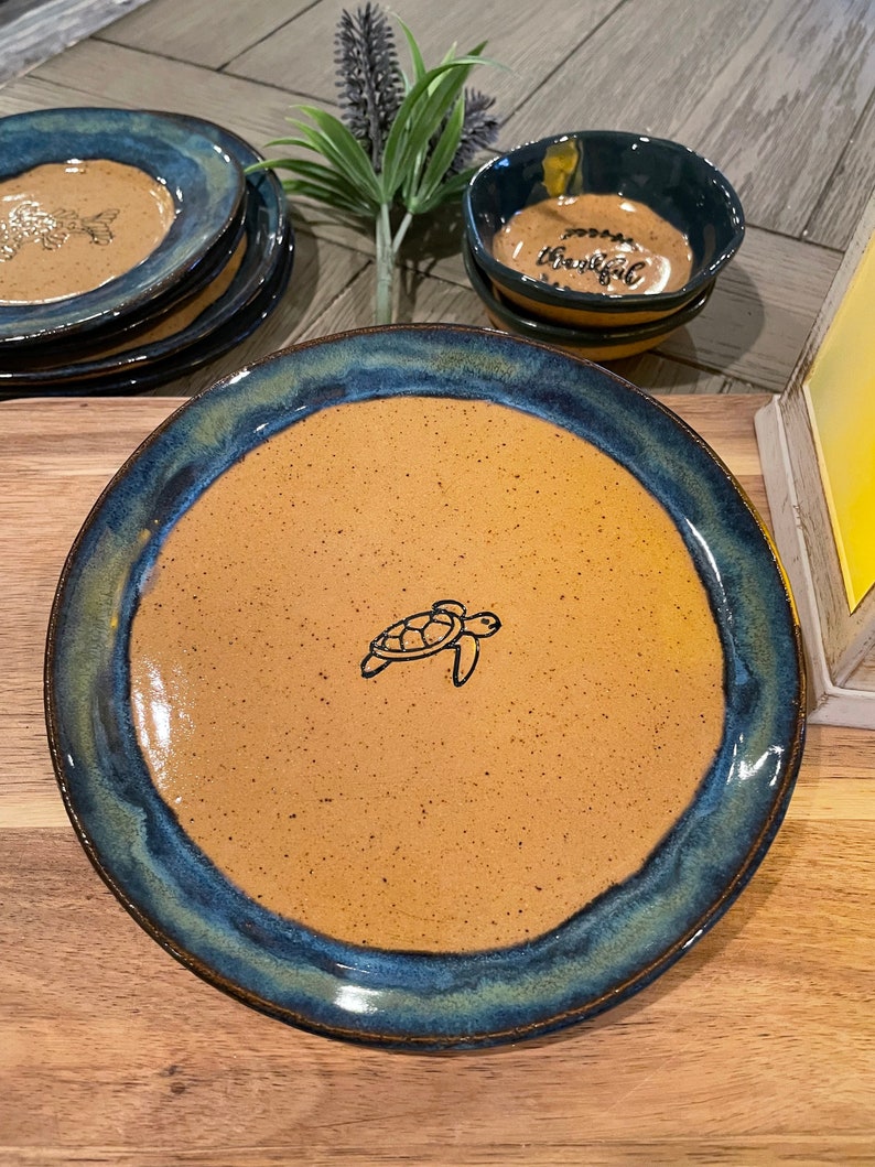 Hand Made Pottery: Sea Turtle Plate - Etsy