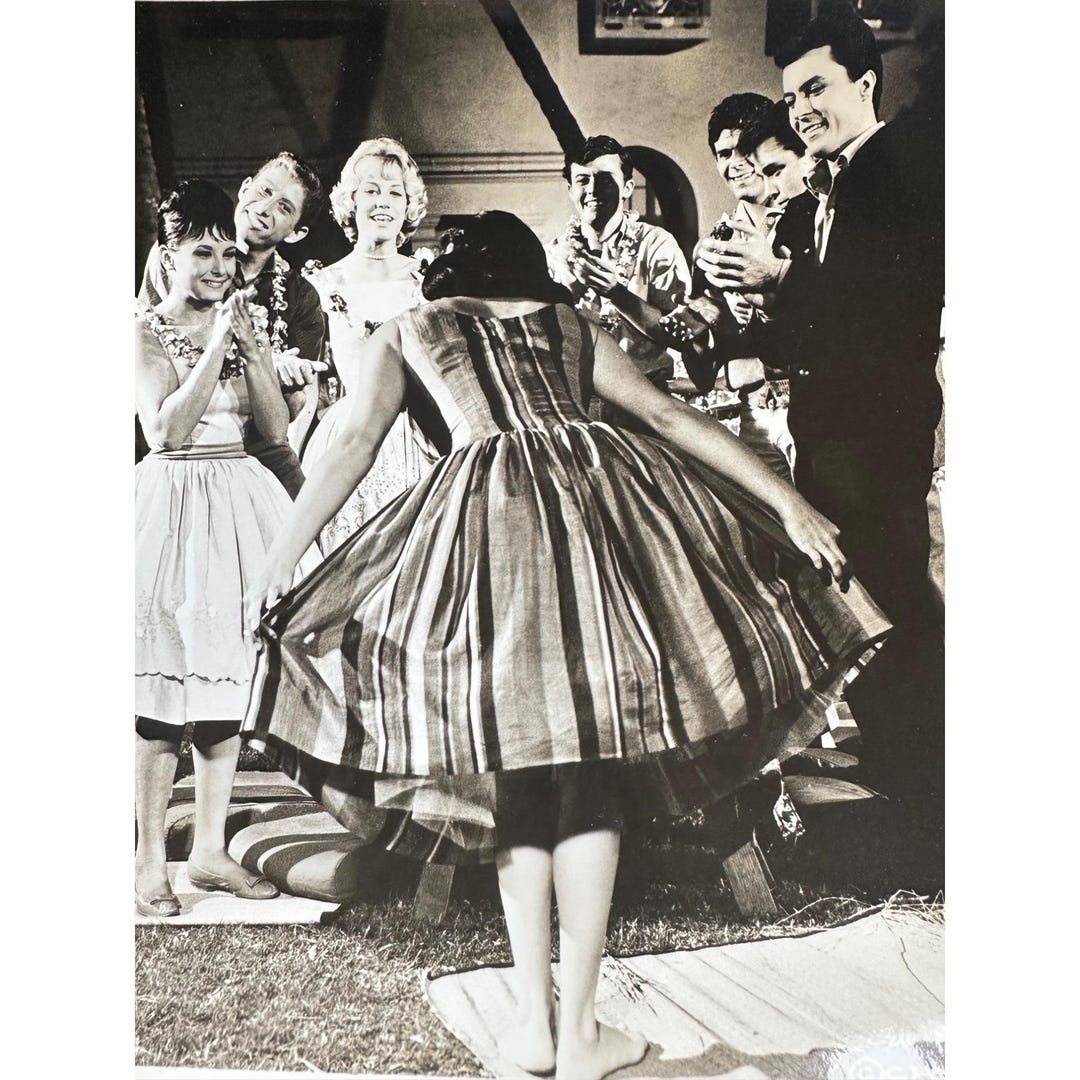Vintage Gidget Goes Hawaiian 1961 Vicki Trickett James Darren Michael ...