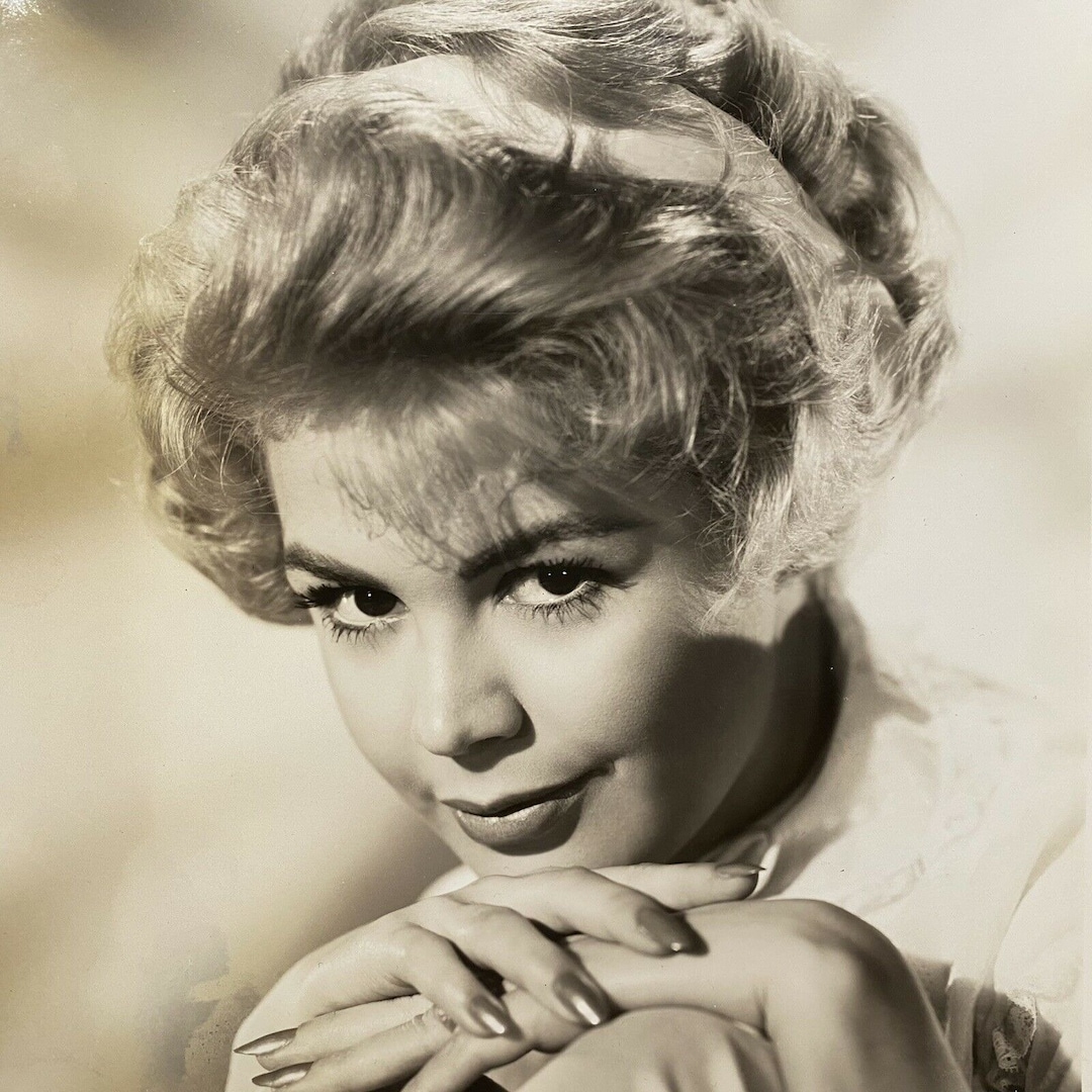 Sandra Dee 1959 Head Shot Fan Photo Movie Promo Black and White - Etsy