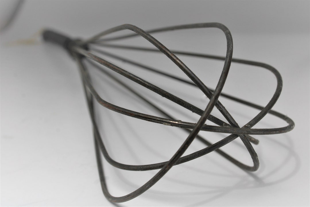 Vintage Wire Whisk **extra Large - Etsy
