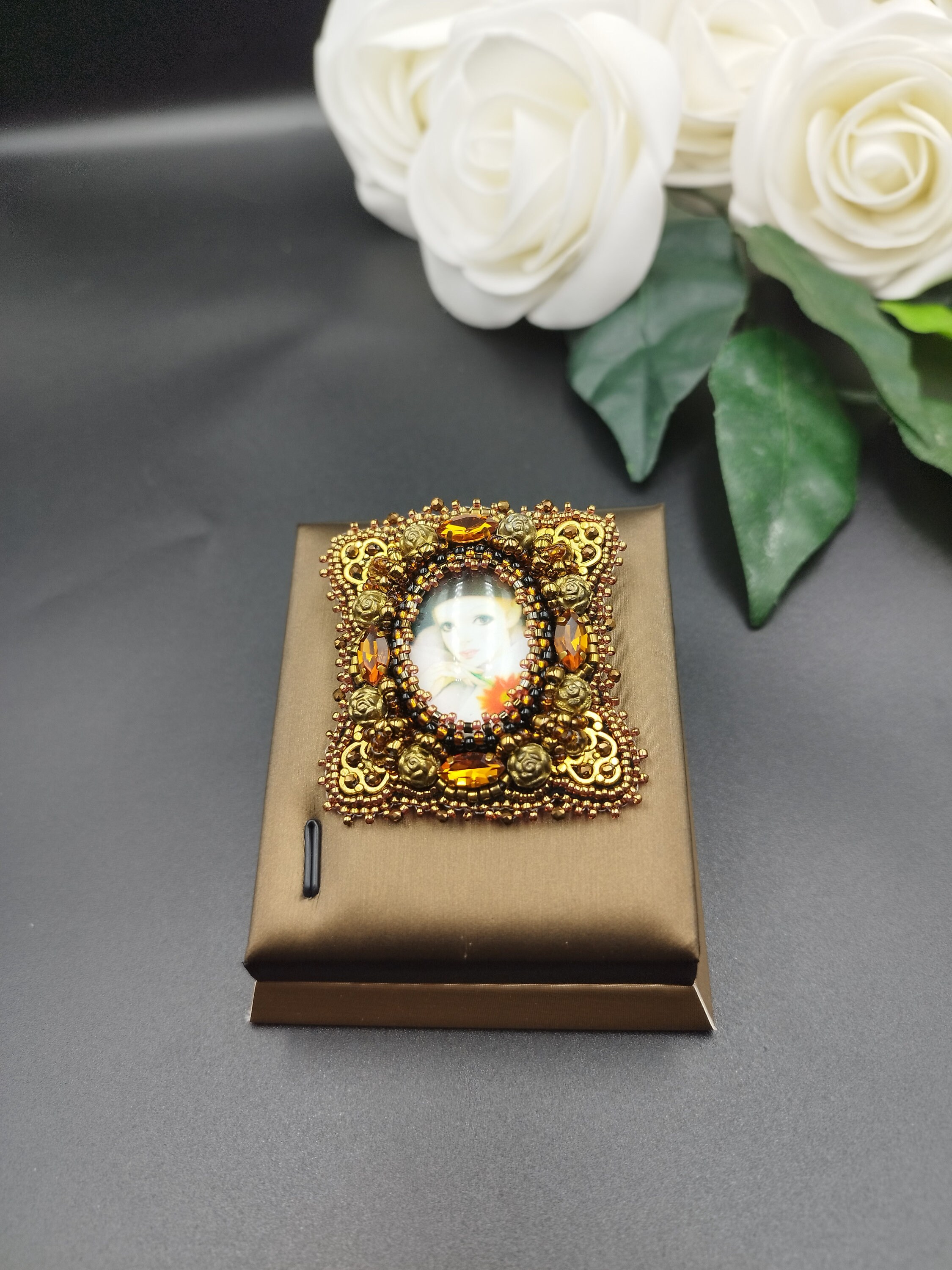 Gorgeous Square Gold Tone Effect Cameo Brooch Pin Fashion Women Lady ...
