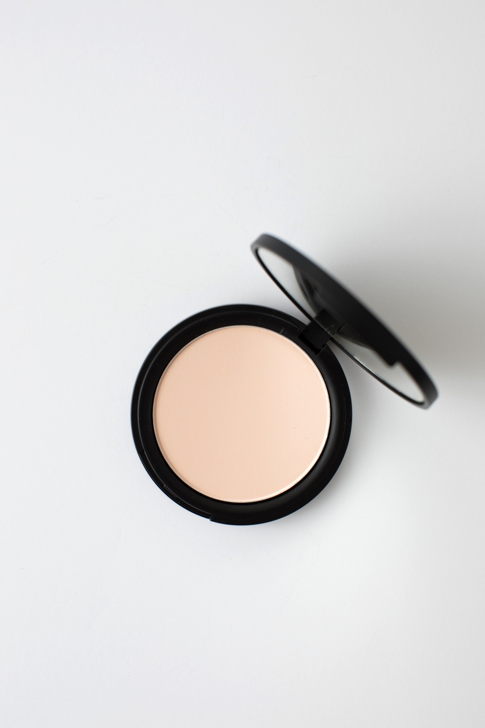 Organic pressed powder store