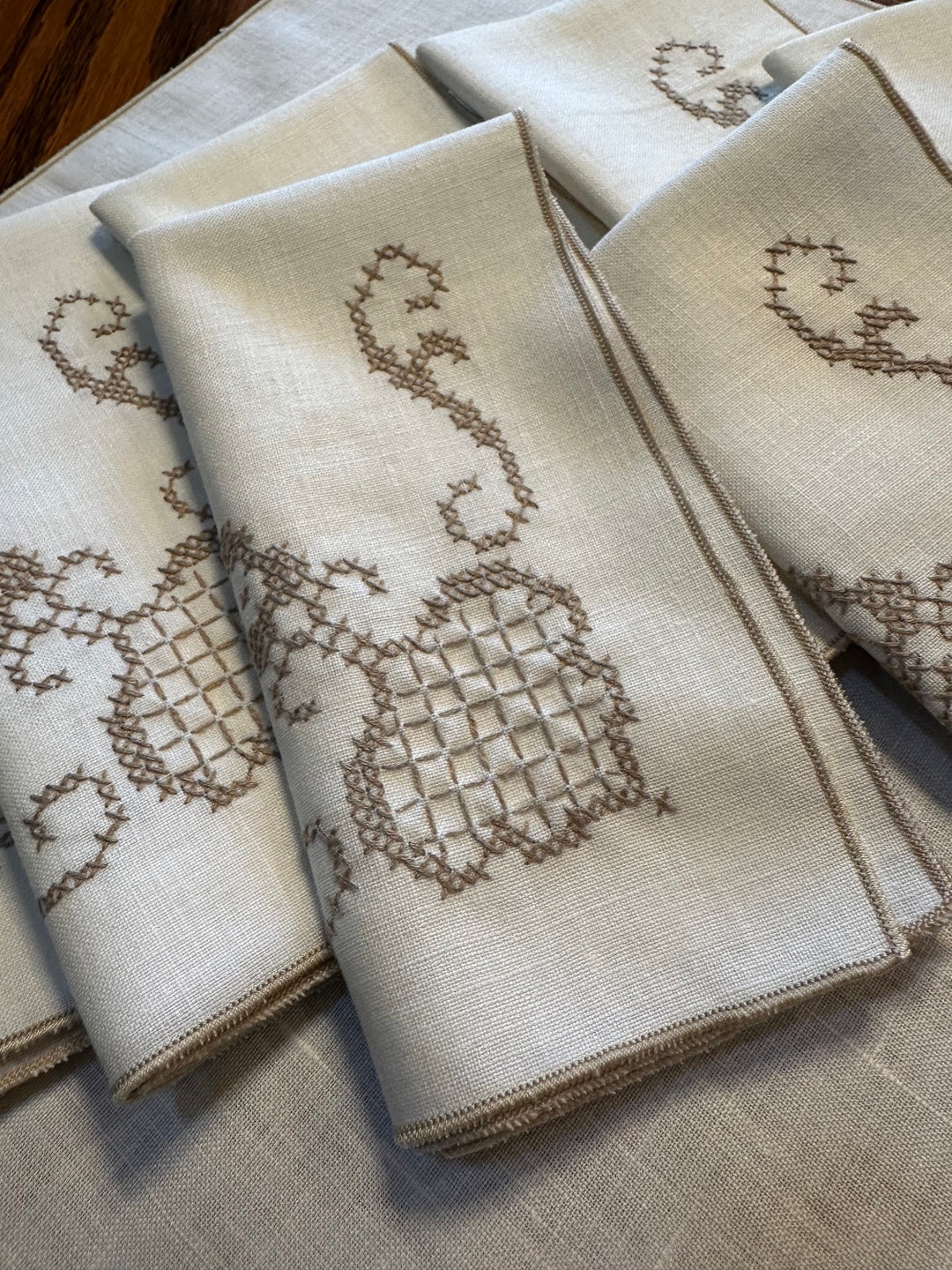 8 Cream Cloth Napkins With Stitched Design off White - Etsy