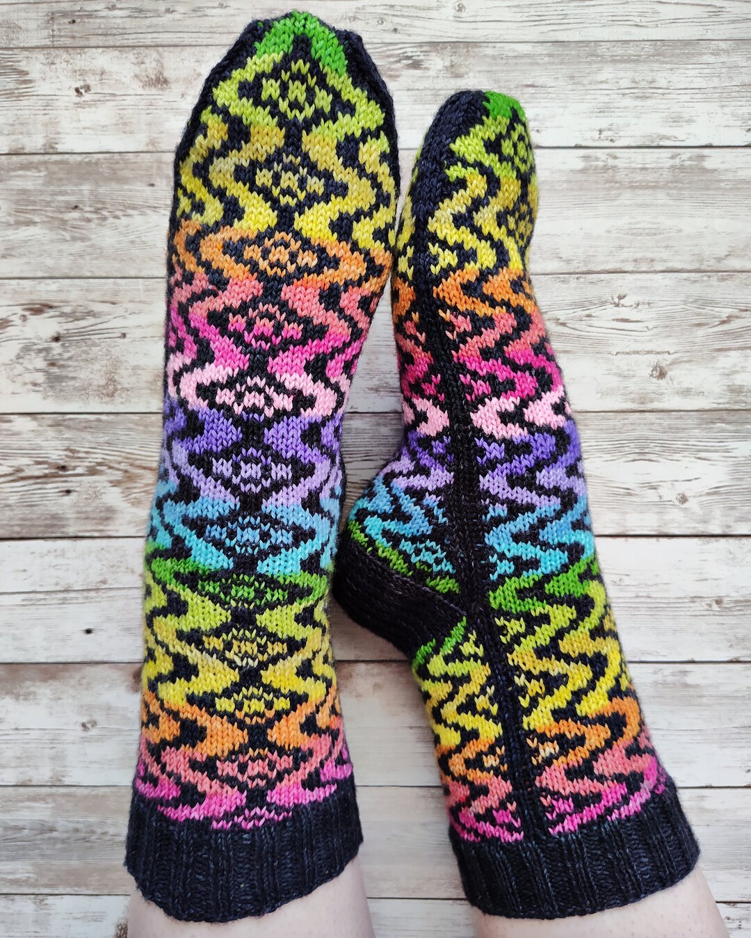 Sockwave - PDF Sock Knitting Pattern - Etsy