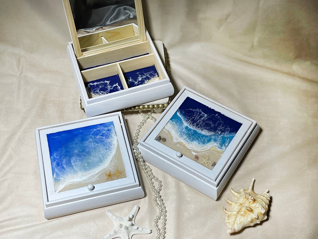 Beach Resin Jewelry Box/ My Design of Ocean Resin Box With a Mirror ...