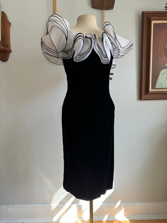 80s/90s Steven Stoller Velvet Wiggle Dress with Overs… - Gem