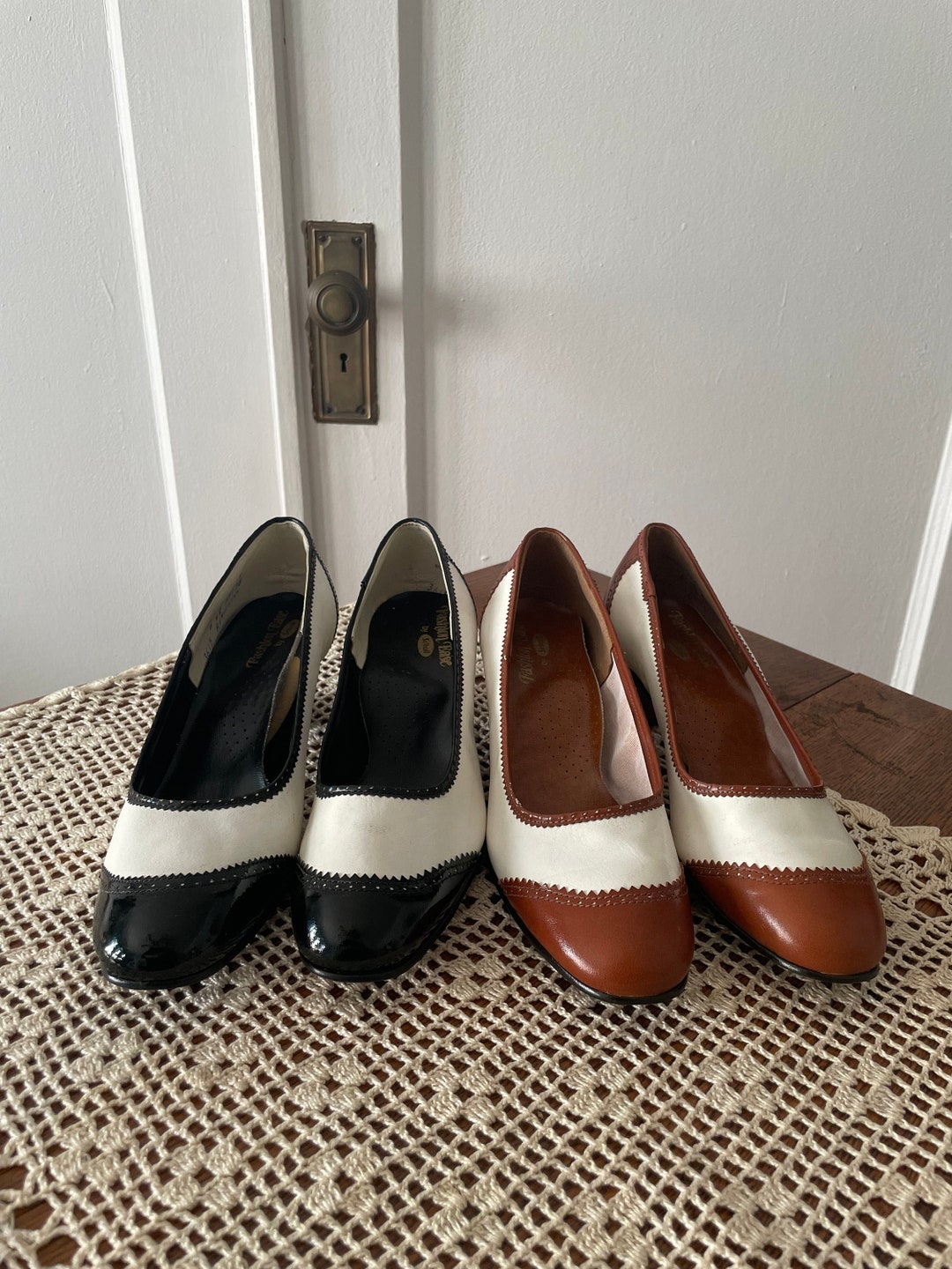 UNWORN Fashion Ease by Scholl, Late 60s/early 70s Spectator Heels - Etsy