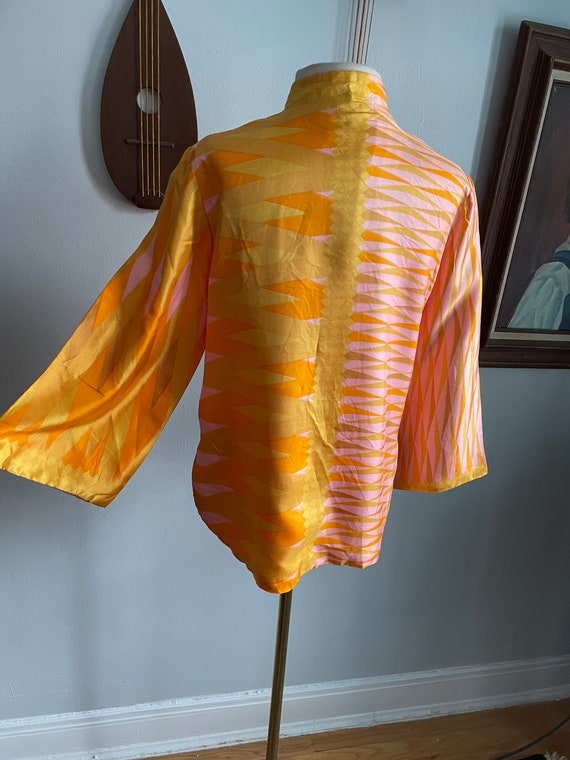 1960s Alex Coleman Printed Hostess Jacket with Gold B… - Gem