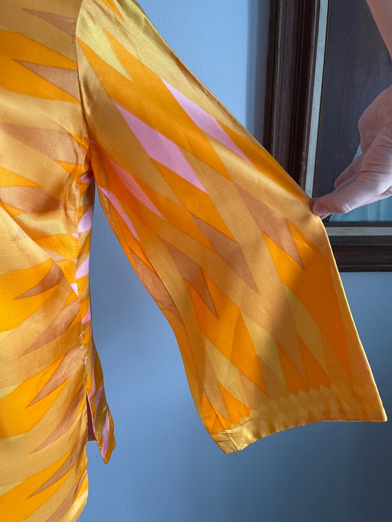 1960s Alex Coleman Printed Hostess Jacket with Gold B… - Gem