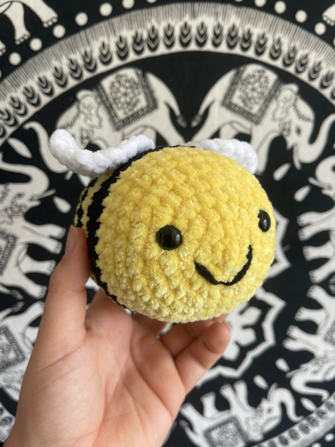 Large Chunky Bumble Bee/super Soft Bee/crocheted Bee - Etsy
