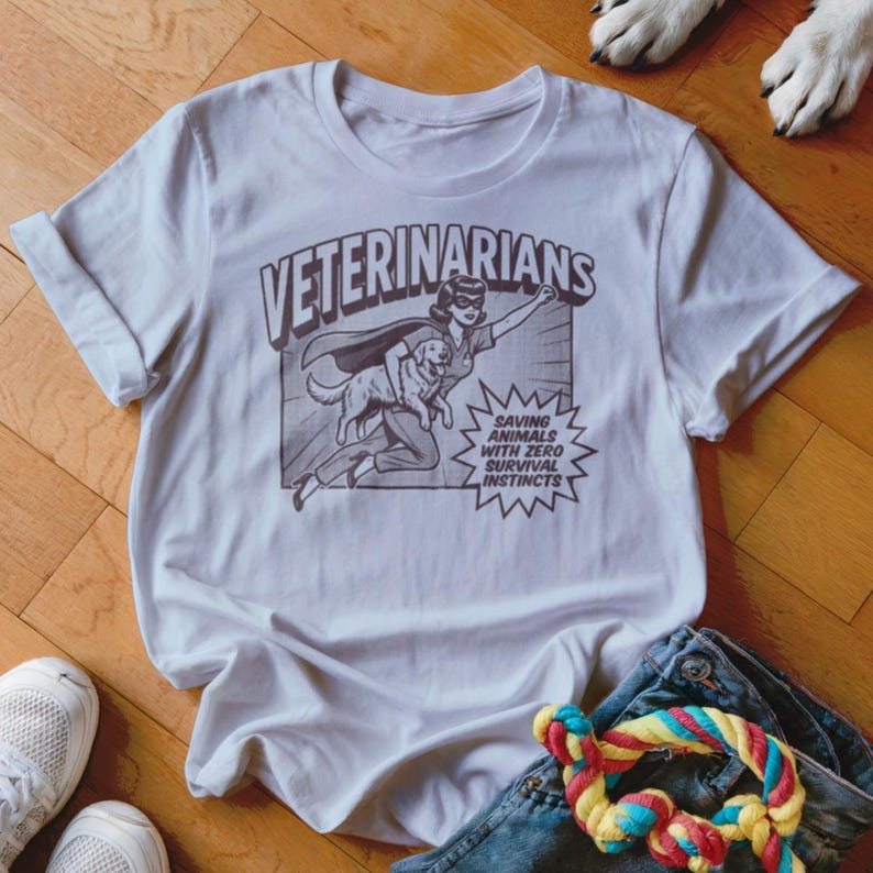 Superhero Veterinarian T-shirt, Funny Vet Appreciation Gift, Golden ...