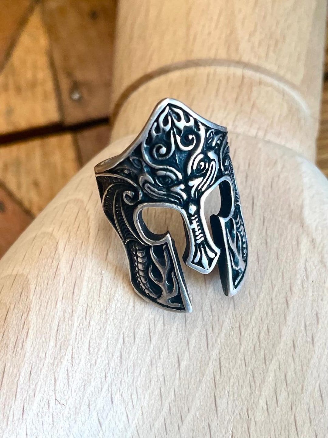 Vintage Face Armor Ring - Etsy