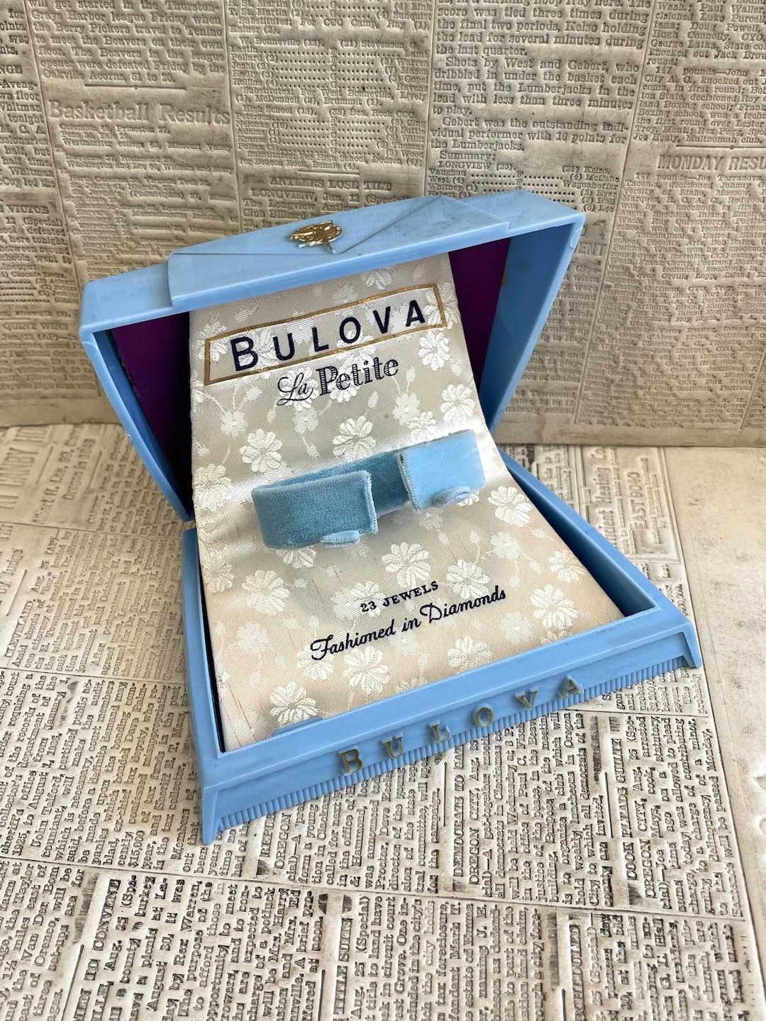 Vintage Bulova Watch Box - Etsy