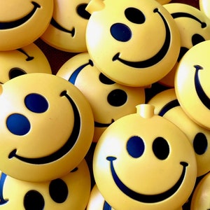 Vintage Smiley Face Light Covers Lot of 20 - Etsy