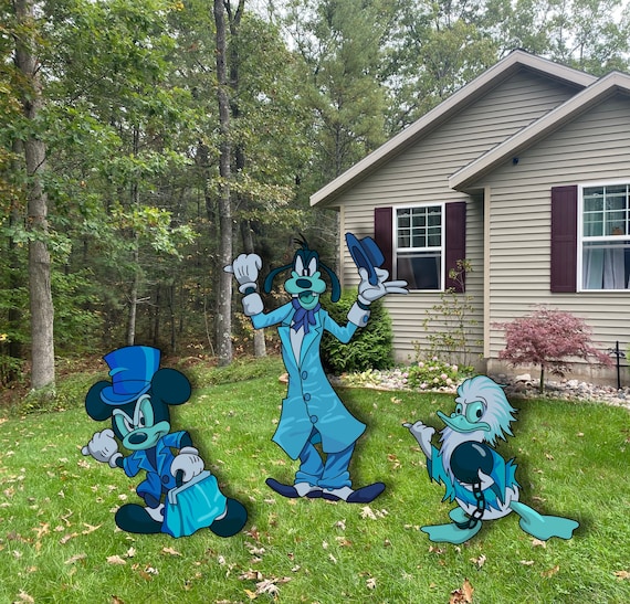 Mickey Goofy Donald Hitchhiking Ghosts Yard Art Hitchhiking - Etsy