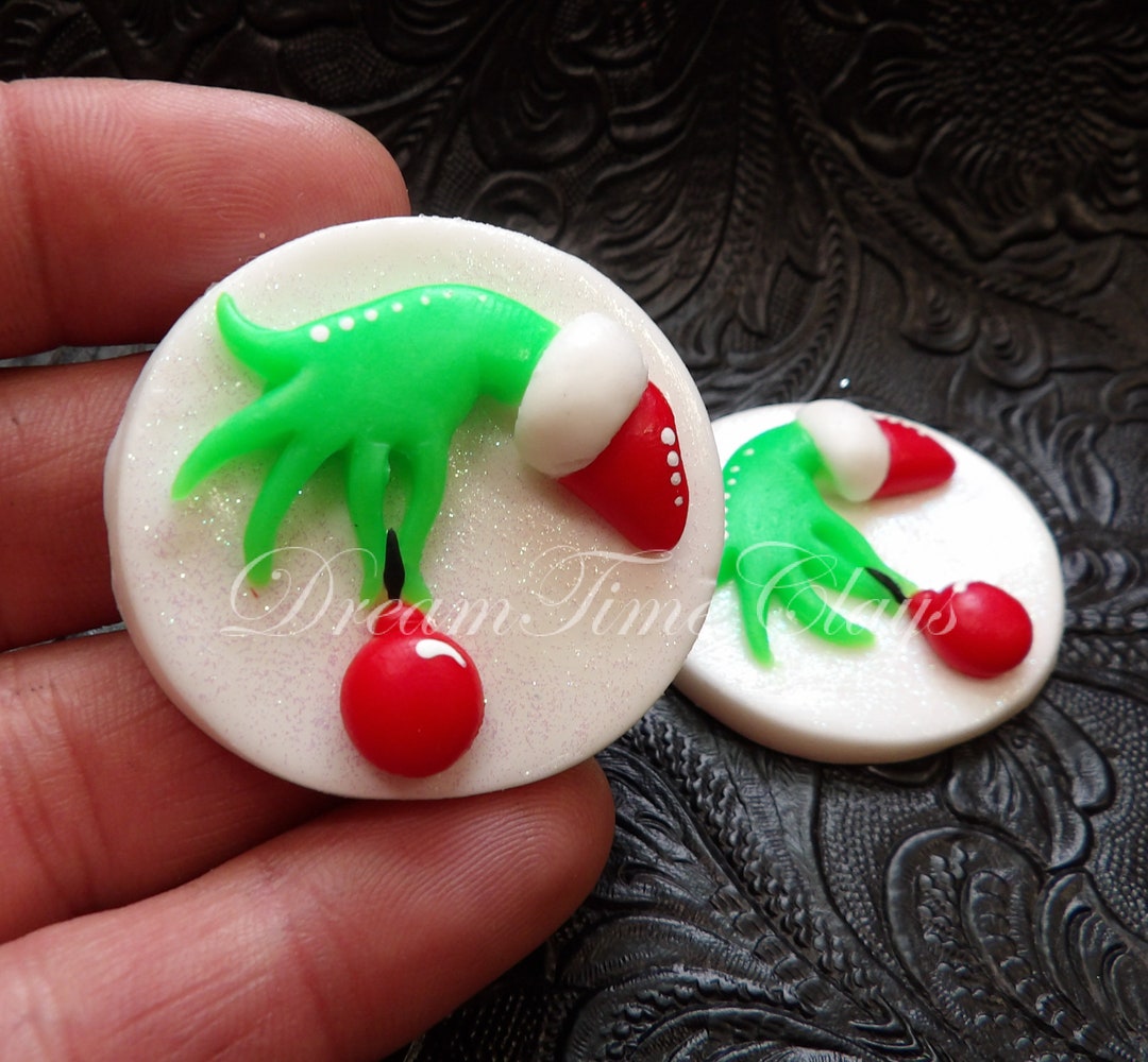Grinch Hand Clay Bow Center Embellishment - Etsy