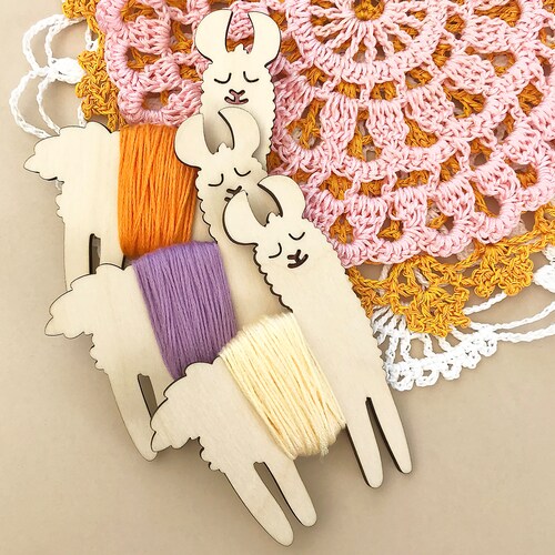 Llama Bobbins. Wooden Floss Holder. Thread Organizing Spools - Etsy