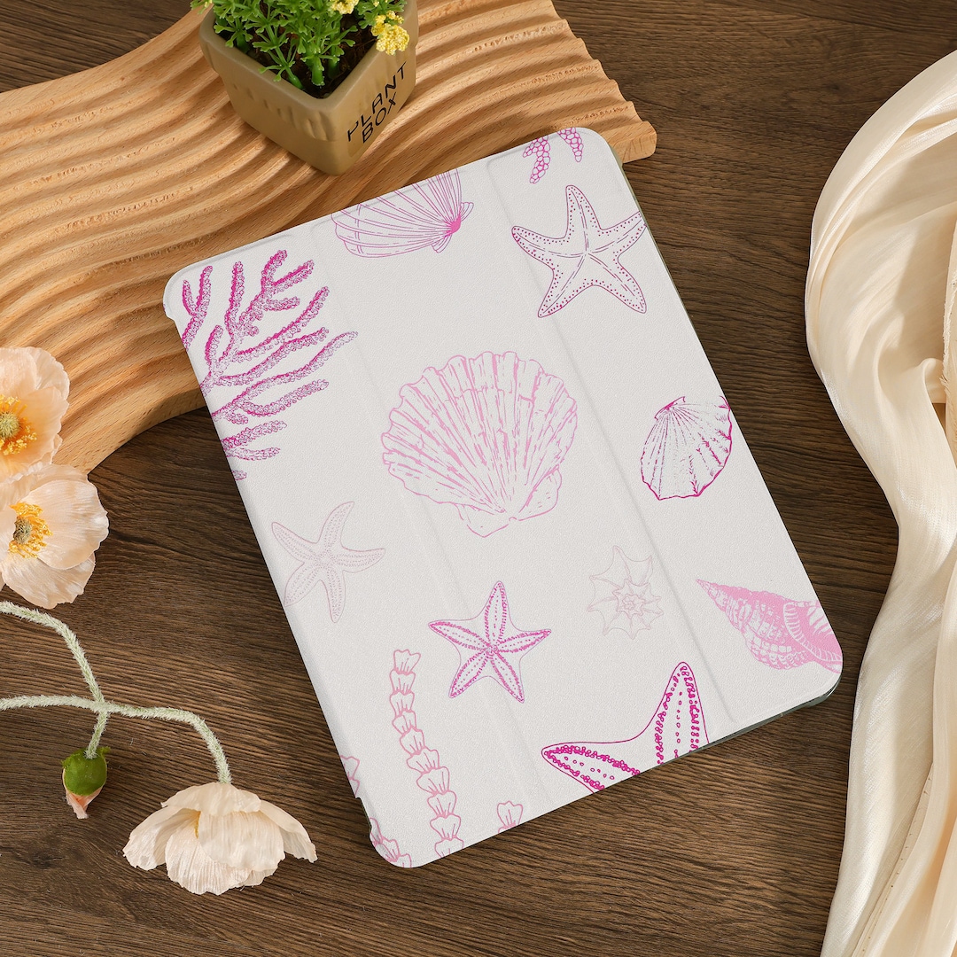 Retro Pink Seashell Pattern iPad Case iPad Air 4/5 iPad 10 10.9" 2022 iPad Pro 12.9" 11" 10.9 ...