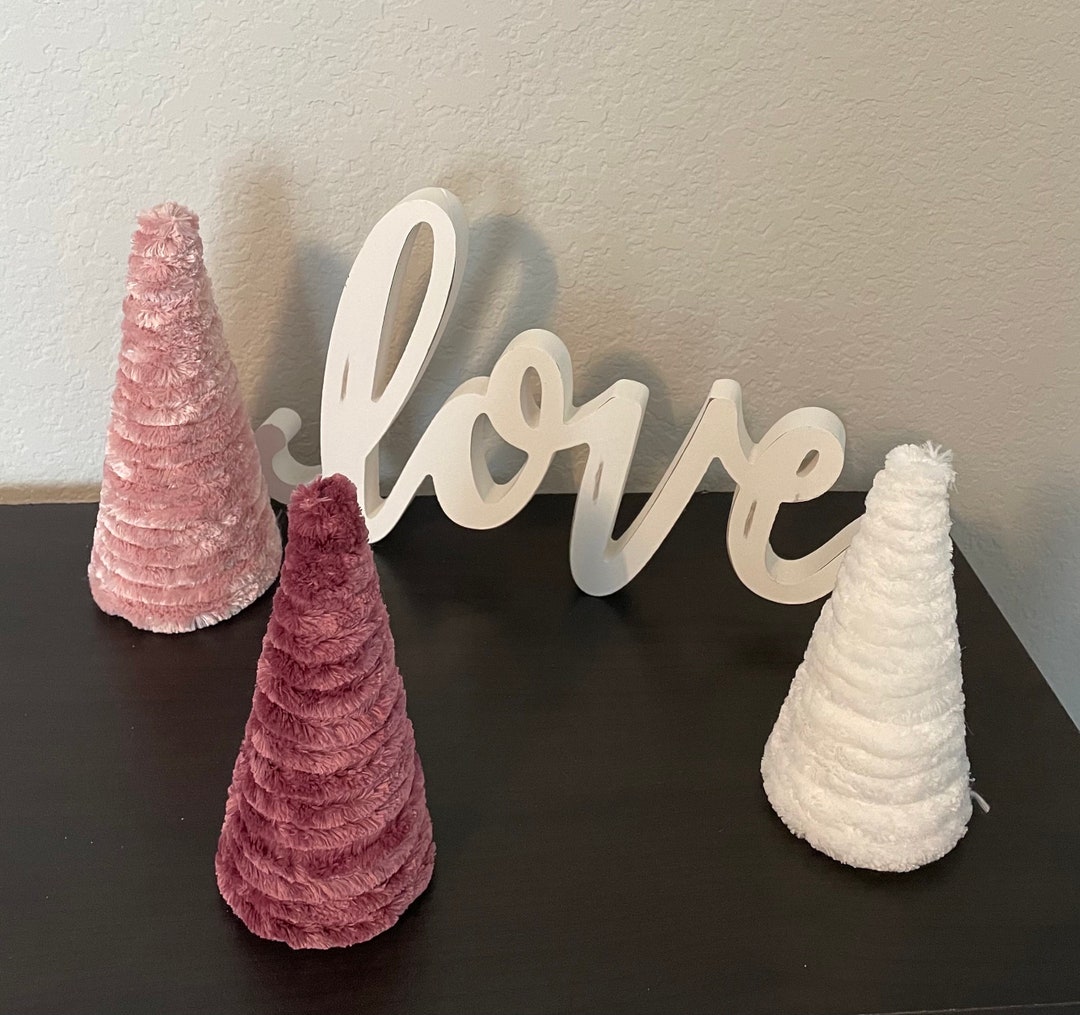 Valentine Trees, Pink and White Yarn Trees, Valentine Decor, Velvet ...