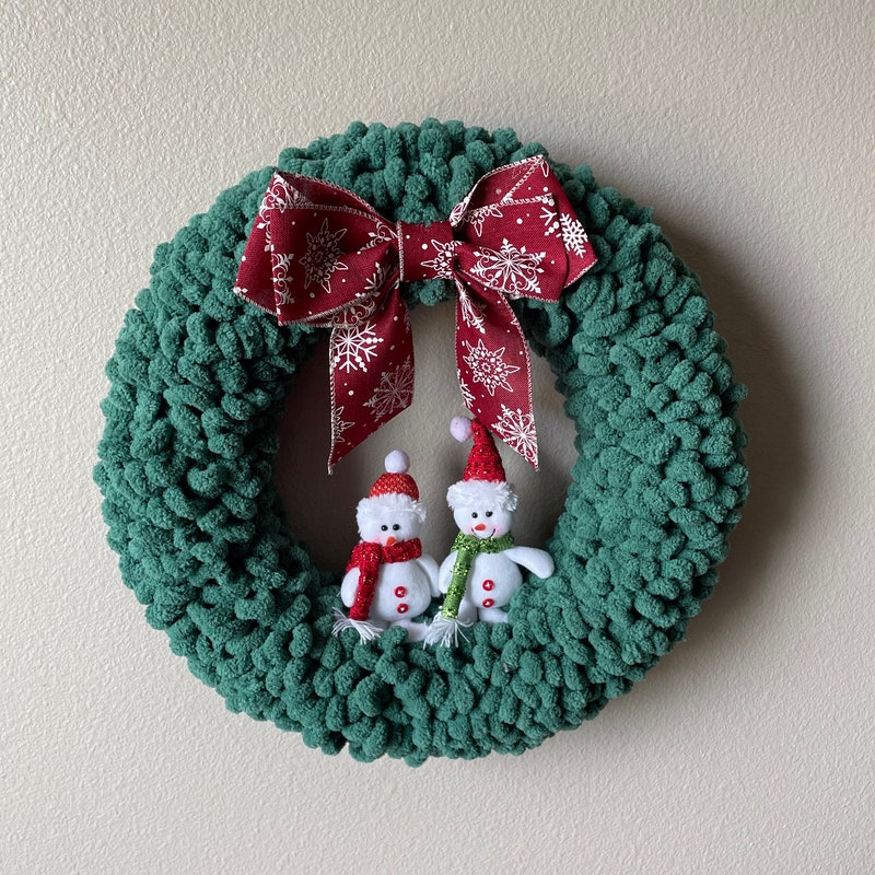 Knitted Wreath - Etsy
