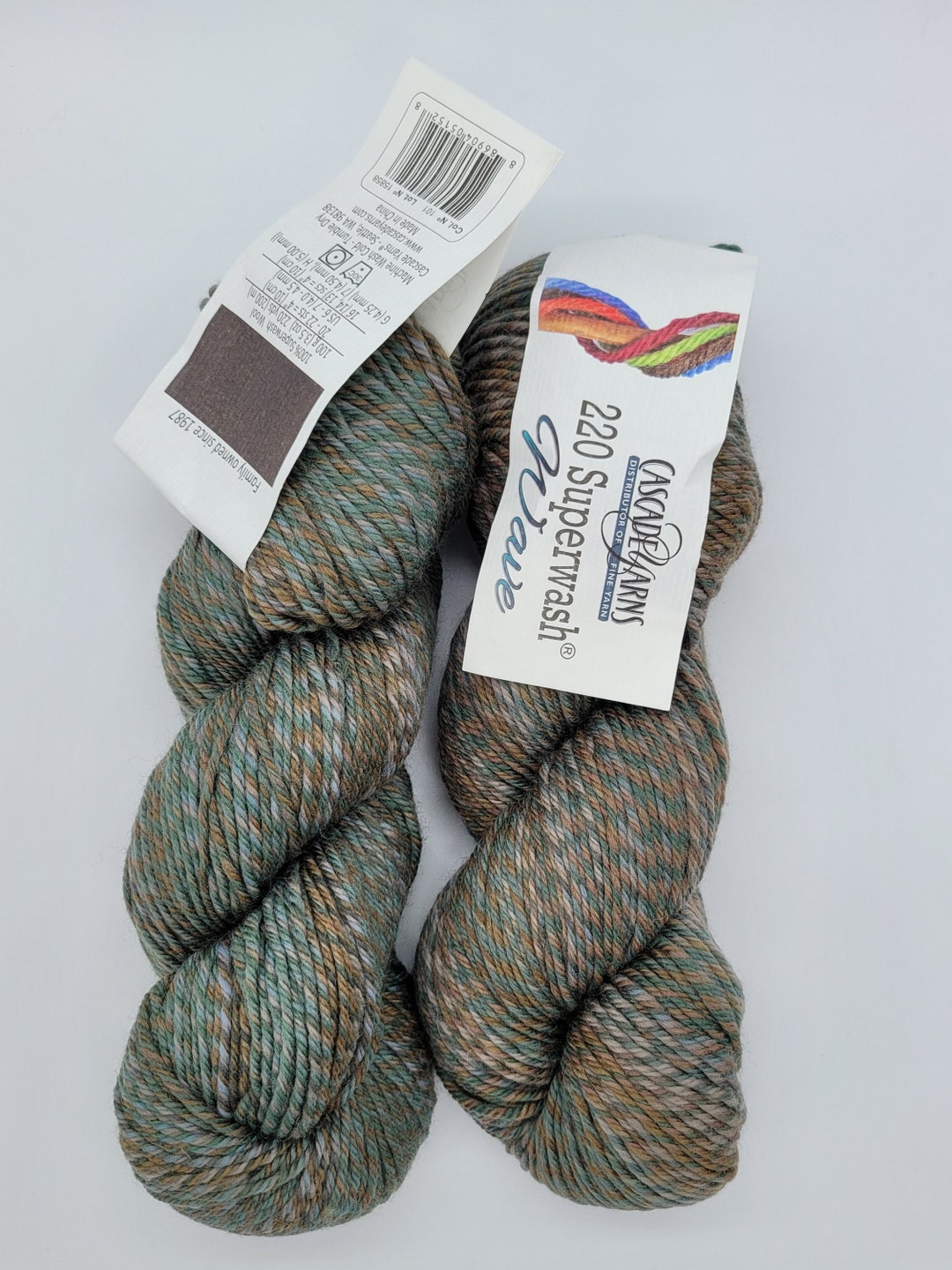 Cascade 220 Superwash Wave Wool Yarn Lot of 2 Hanks in CAMO #101, Soft ...
