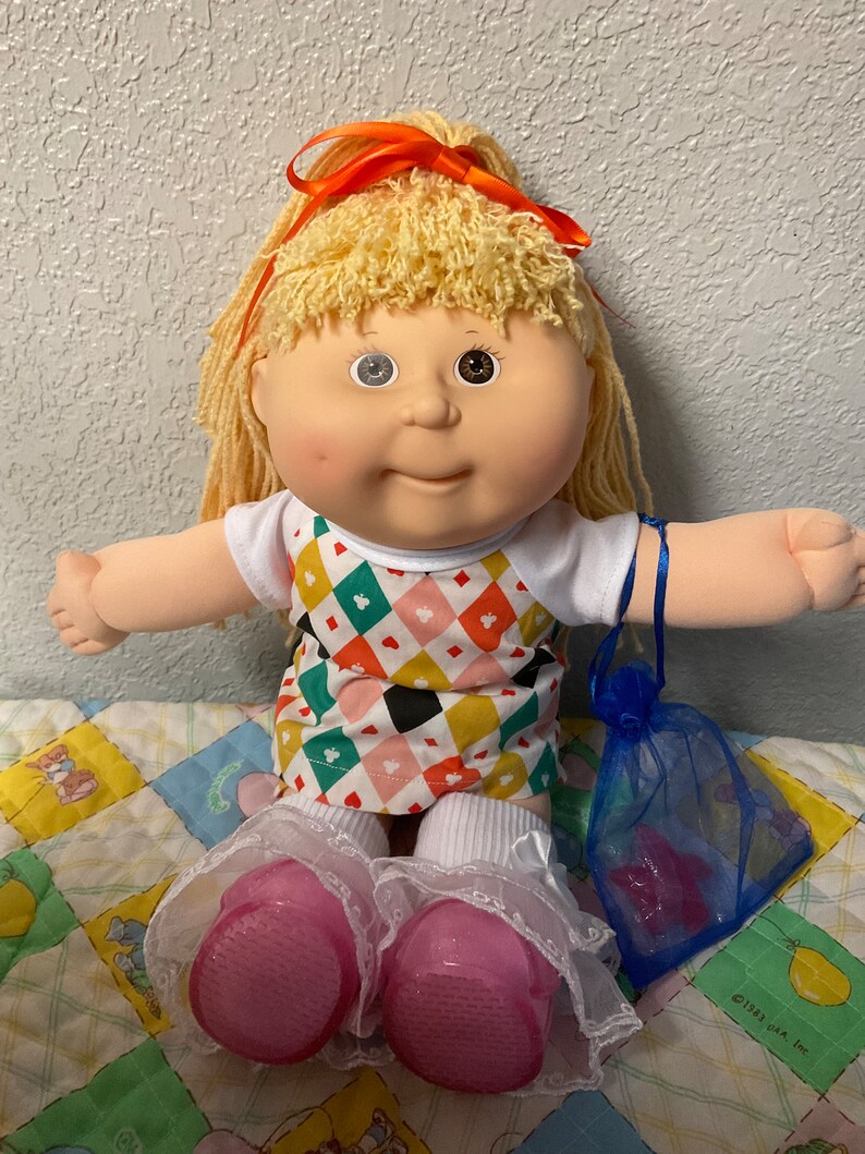 Vintage Cabbage Patch Kid Girl HASBRO First Edition 1990 Butterscotch Hair Brown Eyes Collectors ...