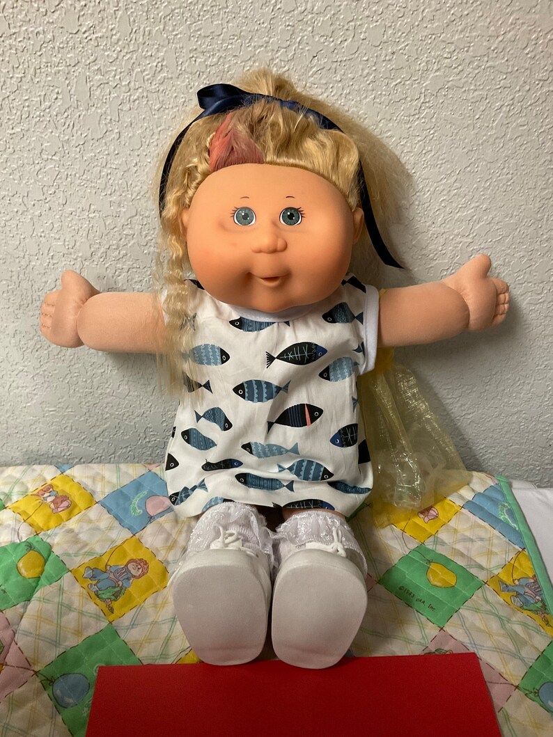 Vintage Cabbage Patch Kid Play Along Girl Blonde Cornsilk Hair Gray Eyes PA-7 2004 Collectors ...