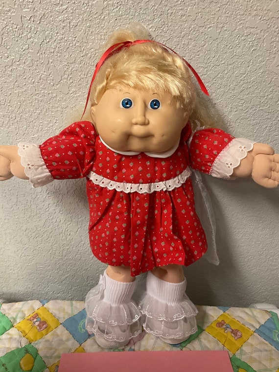 Vintage Cabbage Patch Kid Girl Blonde Cornsilk Hair Blue Eyes Head Mold 12 1986 Collectors Doll Collectibles Gifts for Girls Grads Moms Her Etsy Canada