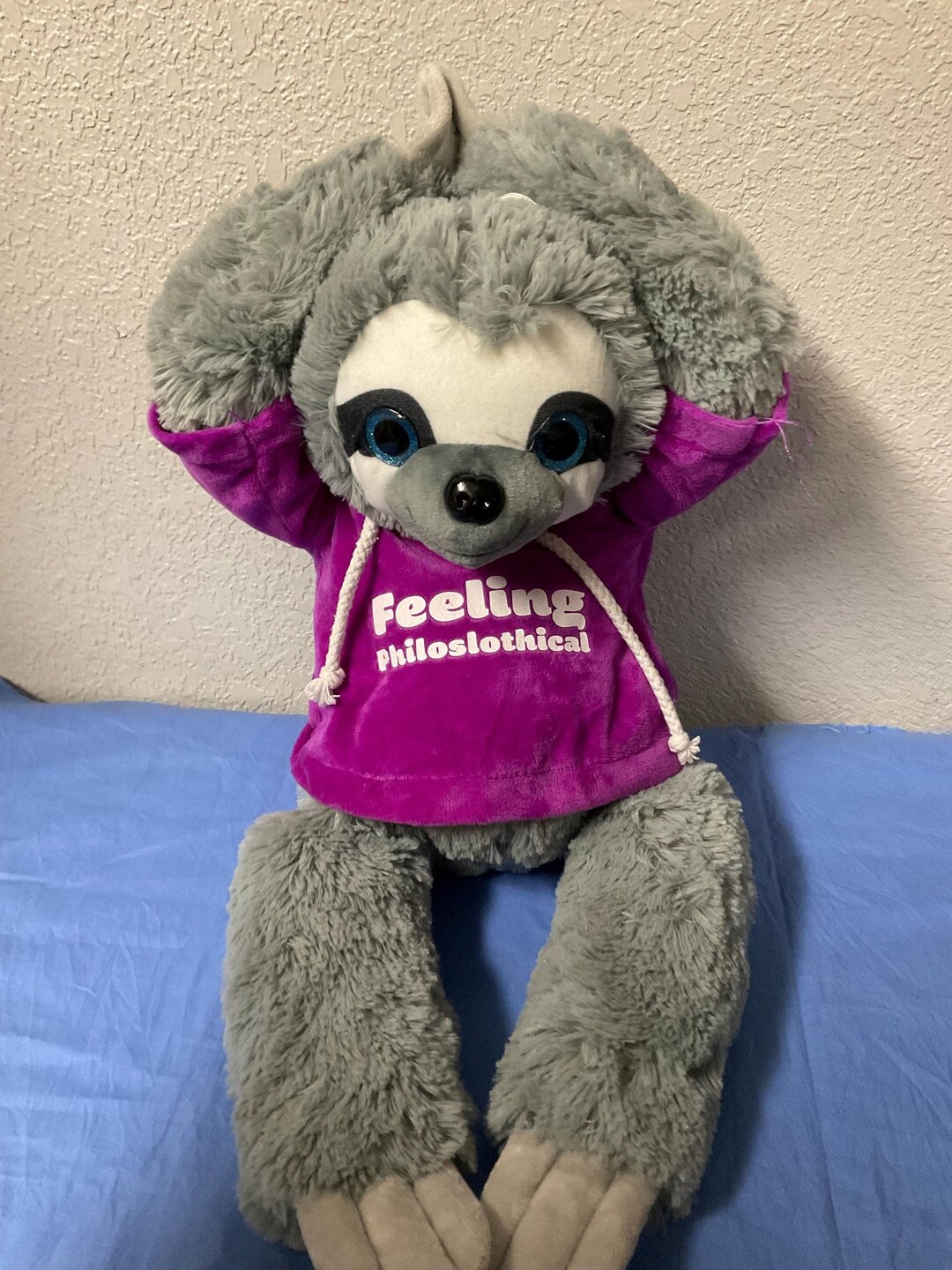 Toy Factory Gray Plush Sloth With Velcro Fasteners Feeling ...