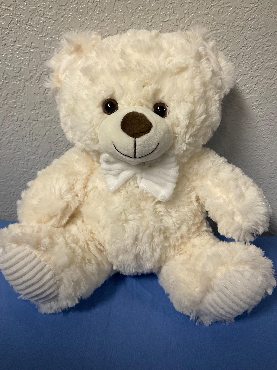 Plush in A Rush White or Cream Teddy Bear Stuffed Animals Plush Toys ...