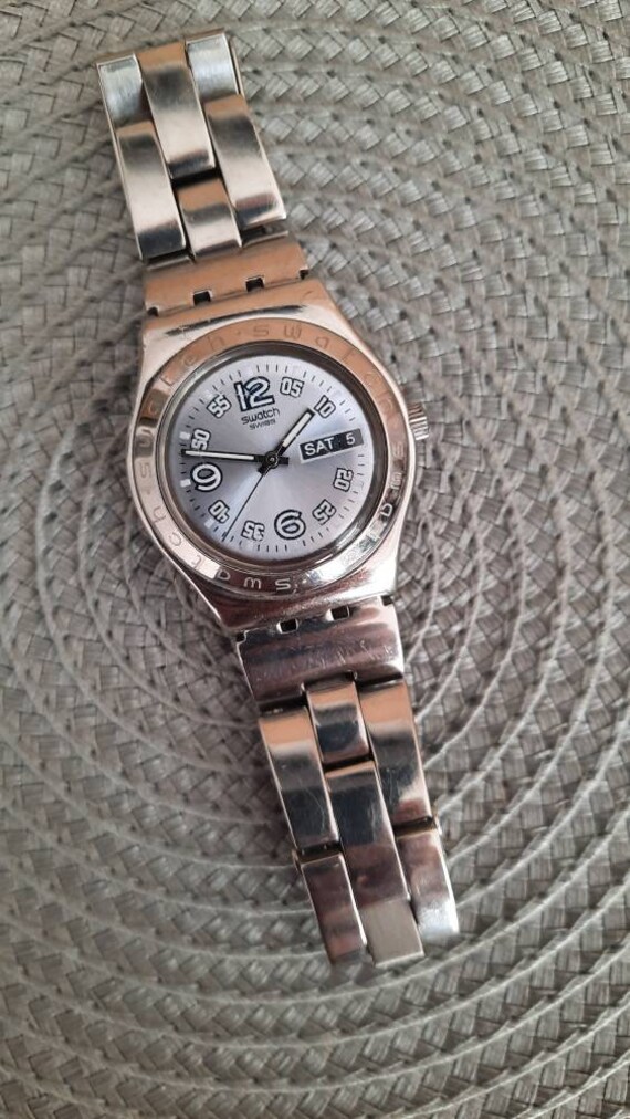 2003, Lady Irony Swatch, 'Queen of the Night' , YSG11… - Gem